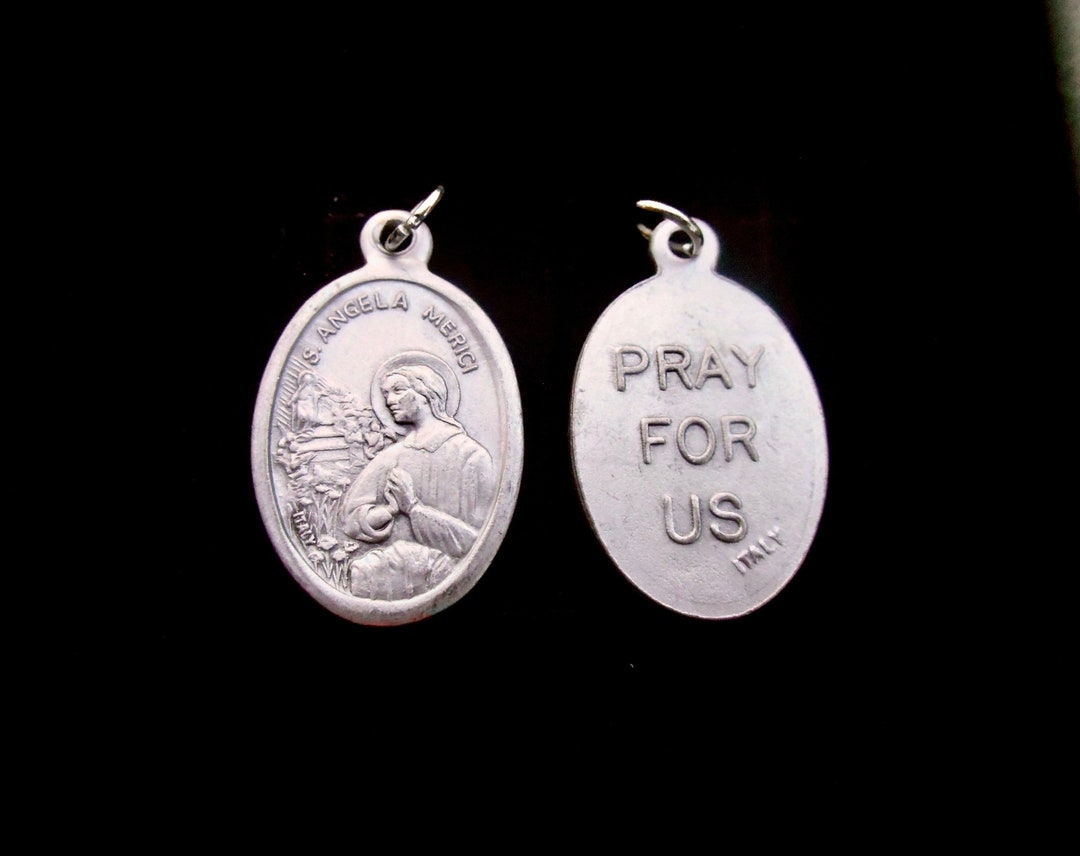 St Angela Merici, Saint Angela Medal, Patron of the Sick, Disabled and ...