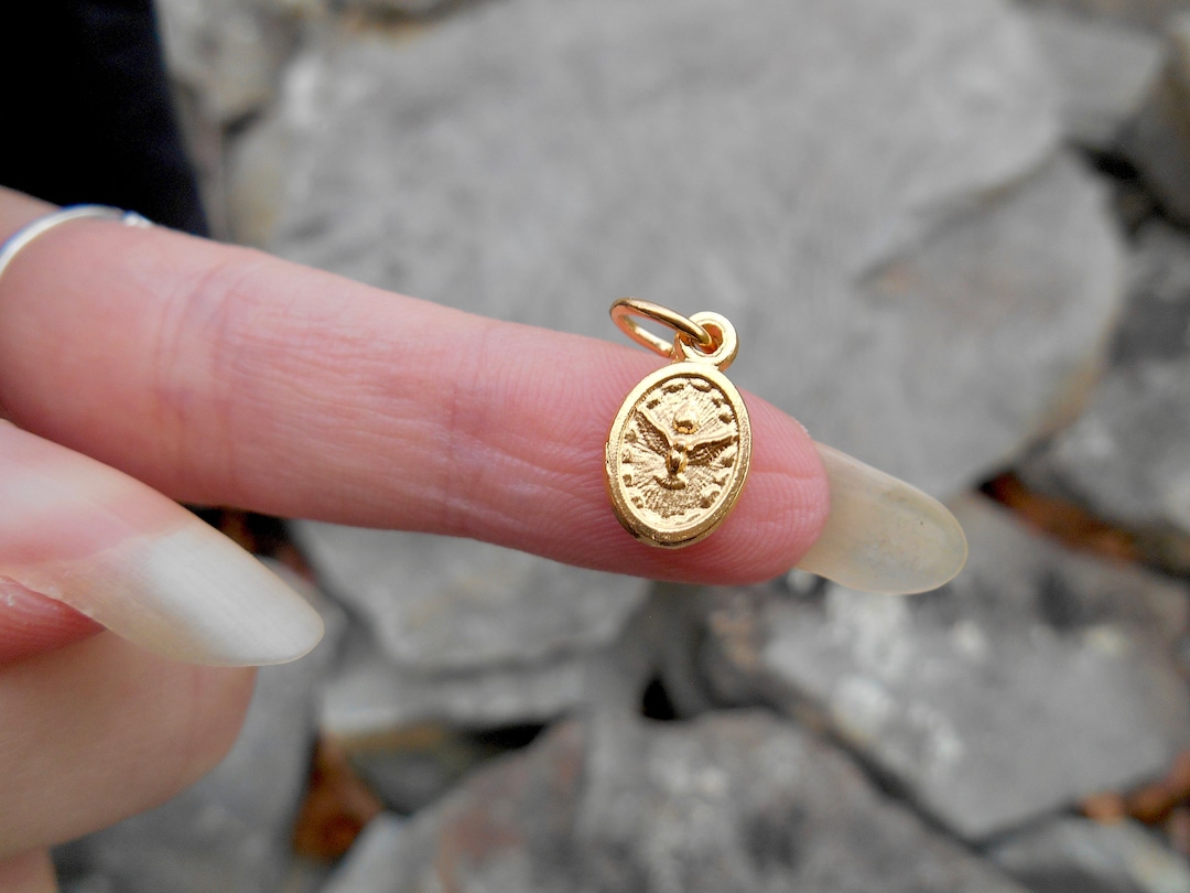 TINY Gold Tone Dove Charm/ Double Sided Dove Charm for Bracelet/ Holy ...