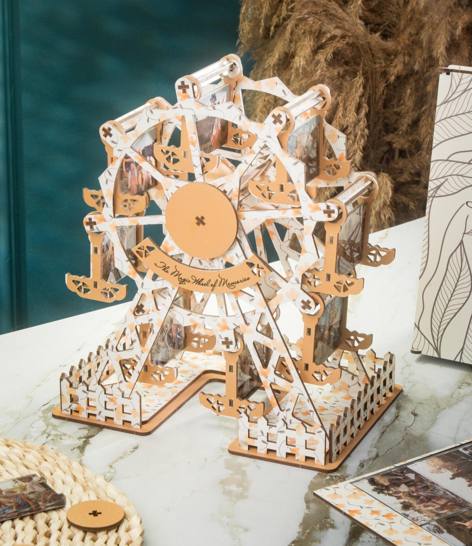 Handmade Wooden Photo Wheel, Wooden Ferris Wheel for 16 Photo, Custom ...