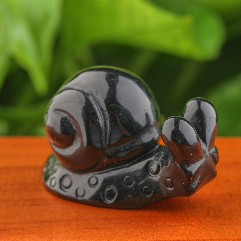 2 Crystal Snail Figurines Gemstone Snail Figurines - Etsy