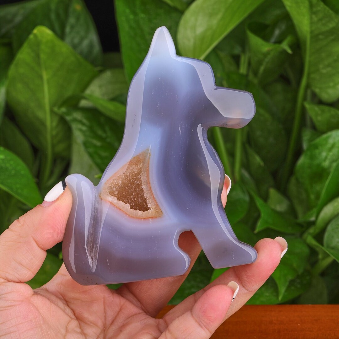Gemstone Dog Carved Crystal Figurines Gray Agate Geode Animal Shaped ...