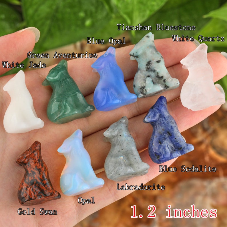 36 Stone 2 Crystal Wolf Hand Carving Quartz Crystal - Etsy