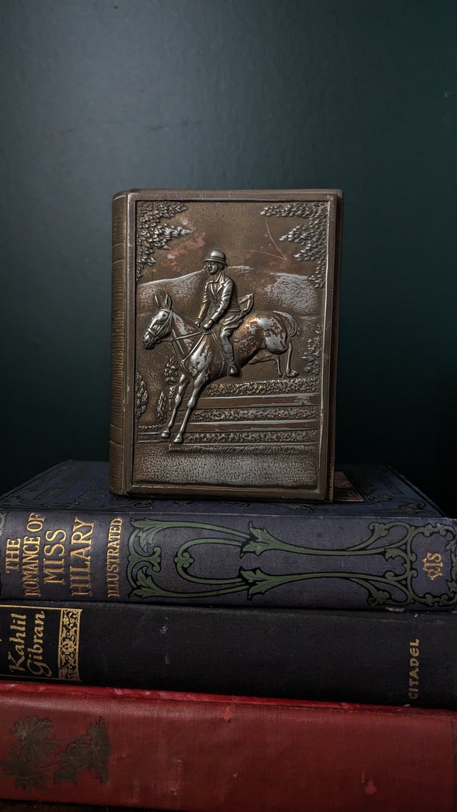 RosewoodAntiquesMTL - Etsy Canada