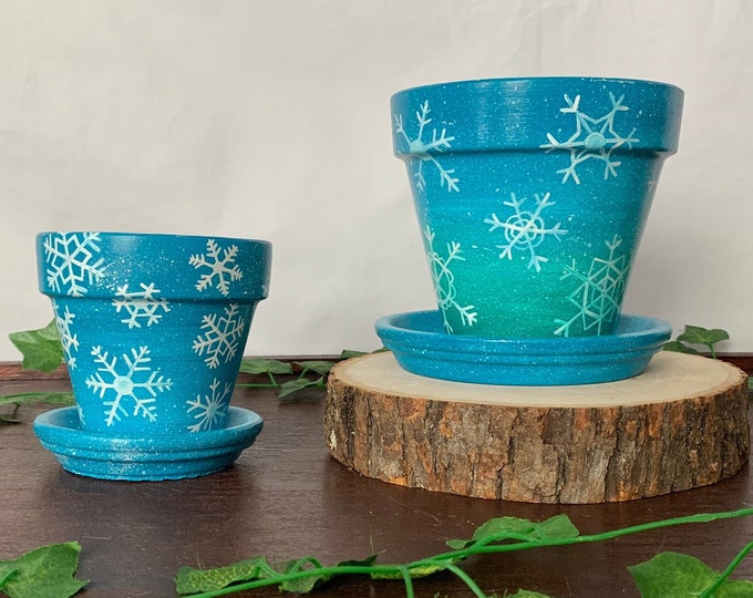 Snowflake Planter With Drainage Tray | Custom Winter Wonderland ...