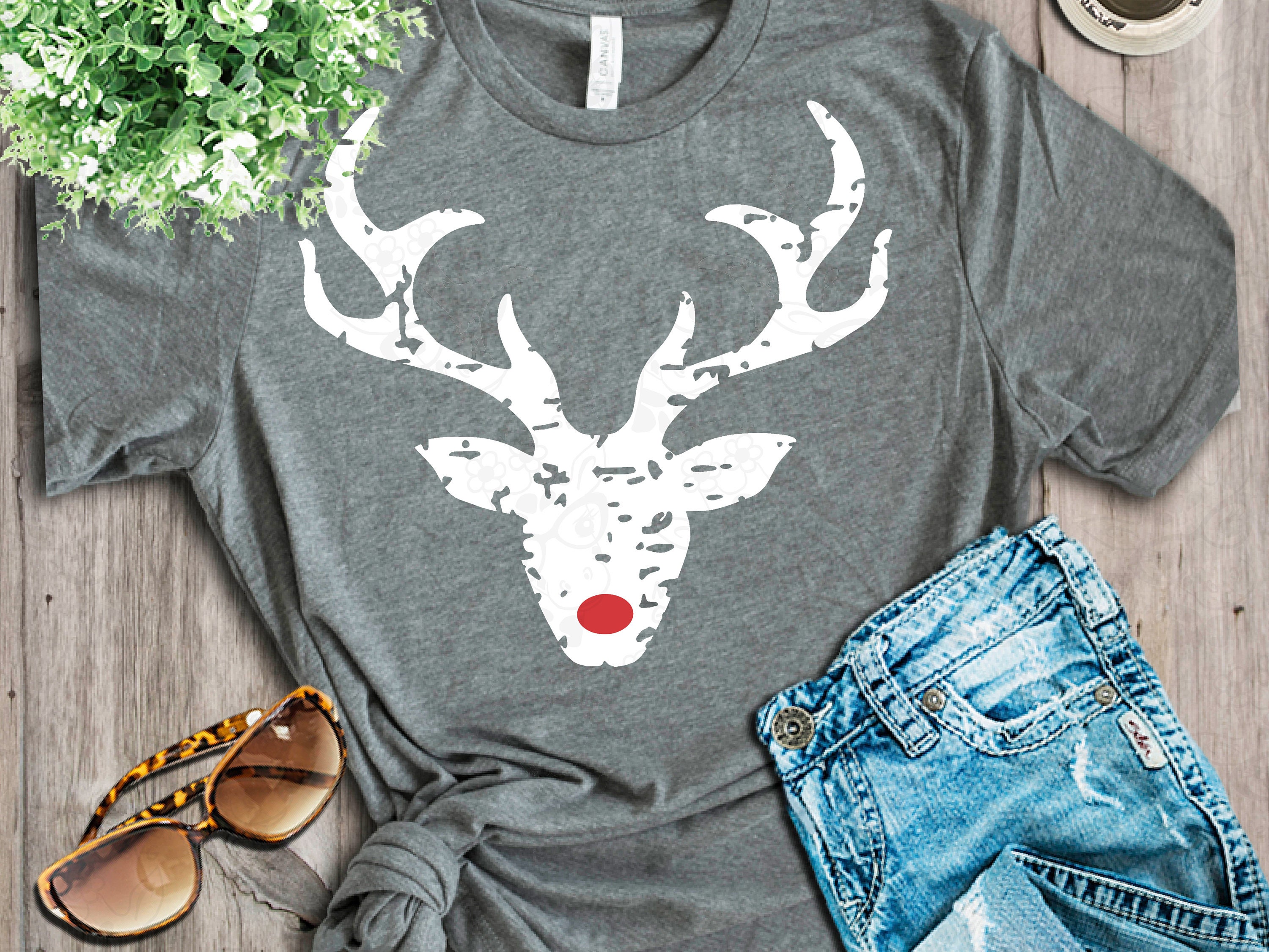 Reindeer SVG Grunge Style Deer SVG Christmas Shirt Winter Holiday Cut ...