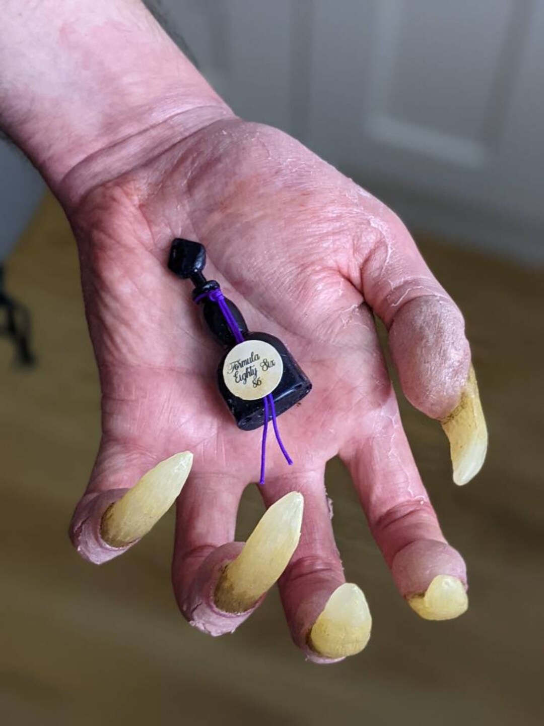 Formula 86 Delayed Action Mouse Maker Witches Potion Bottle Prop ...