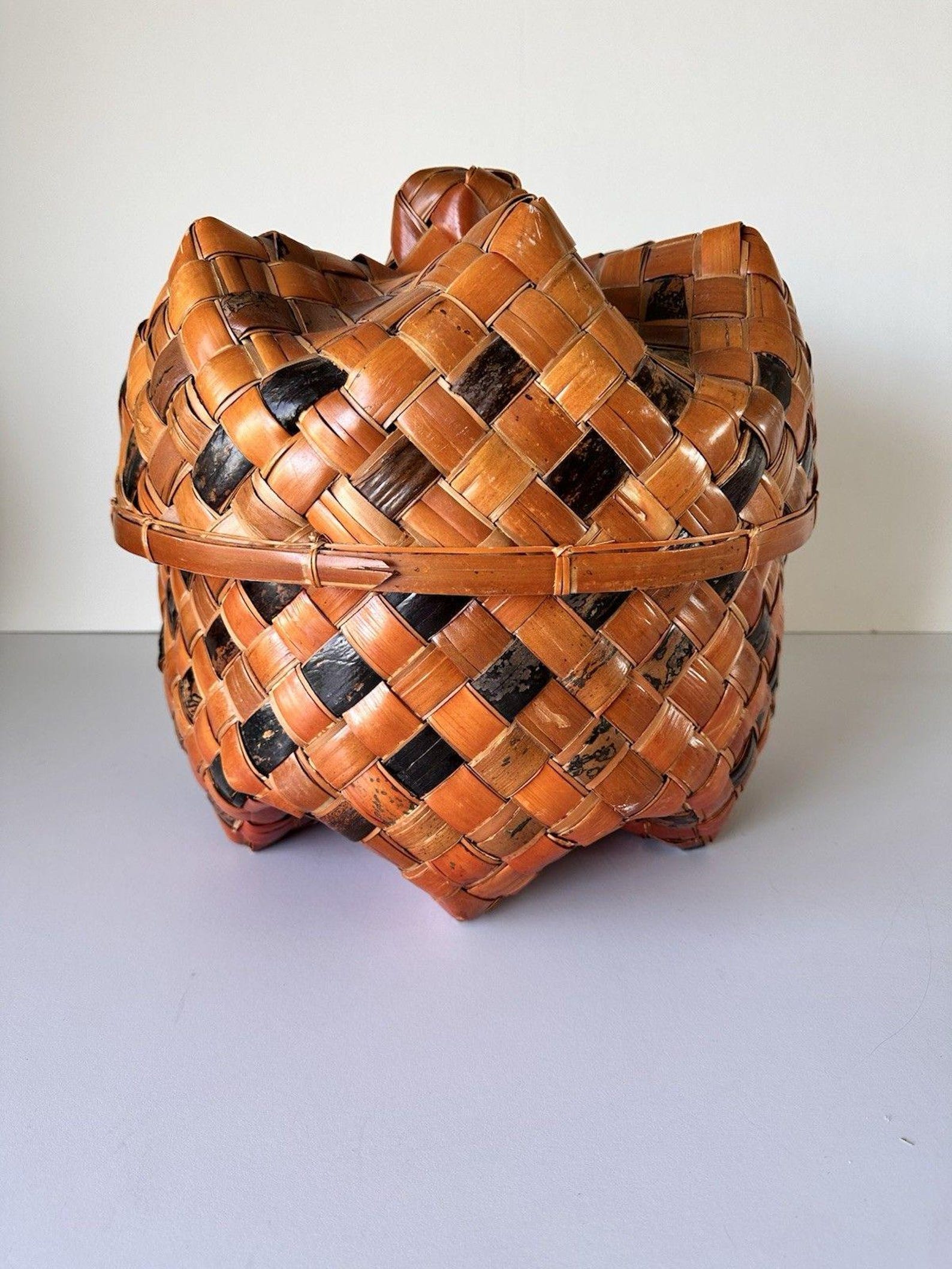 Antique Hand Woven Karagumoy Filipino Two Toned Grain Basket 13" X 14 ...