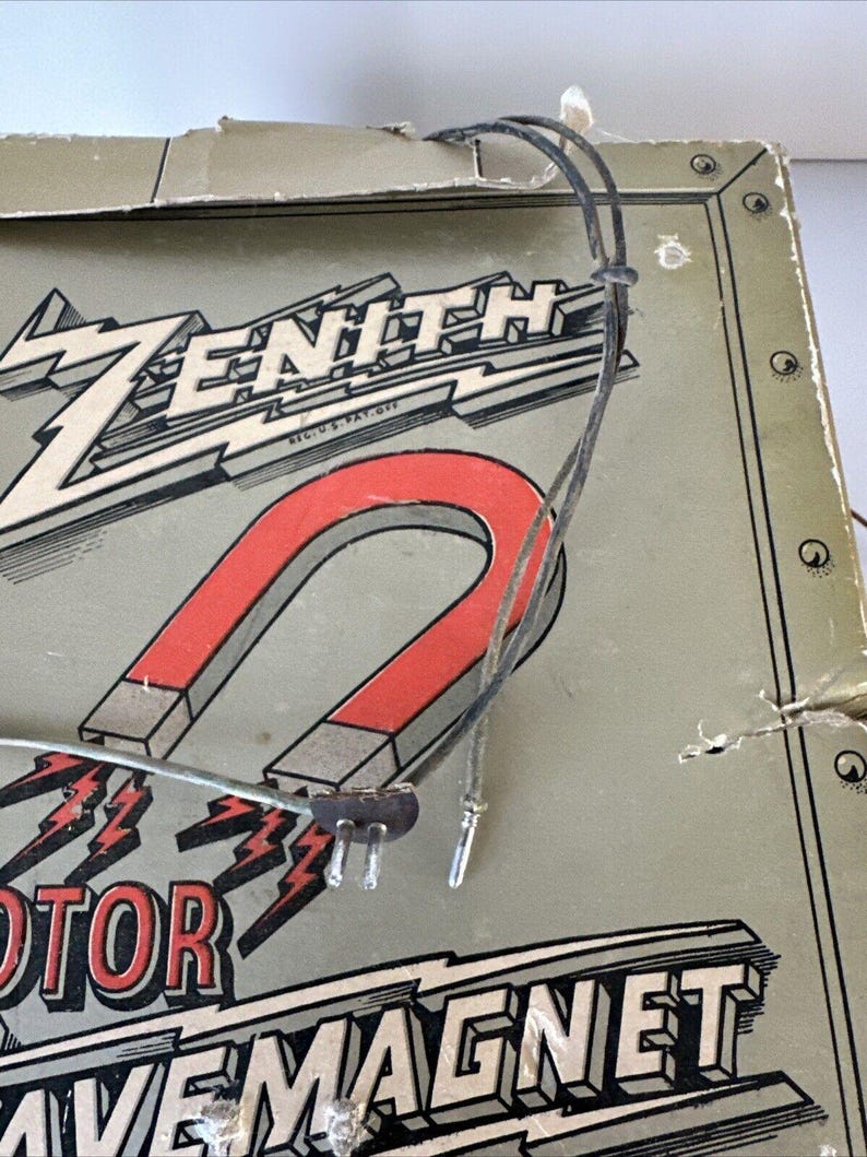 Vintage ZENITH Radio Upright Tube Radio Rotor WAVE MAGNET Antenna Great ...