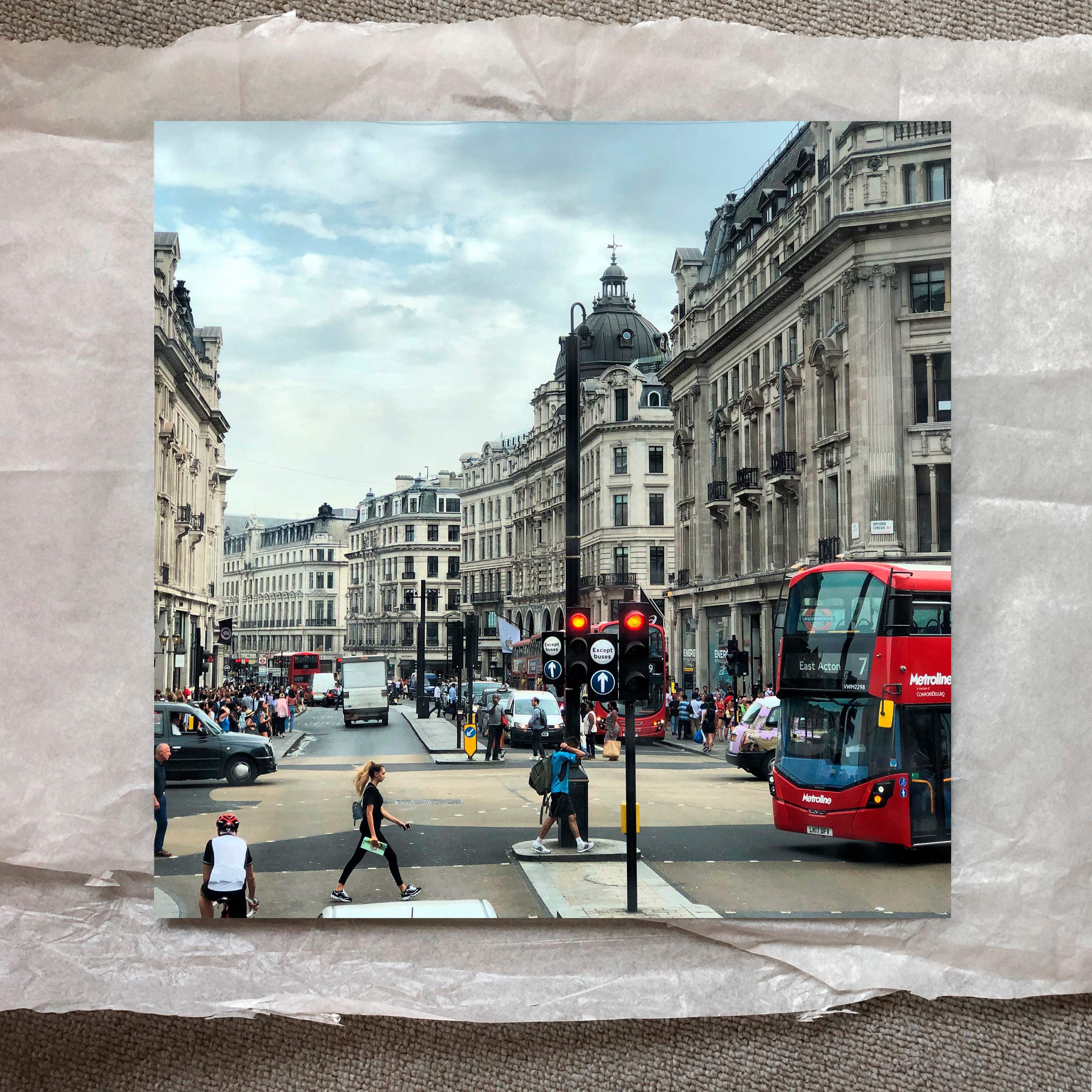 LONDON LIFE 40 X 40 Cm Square Wall Photo for Living Room - Etsy