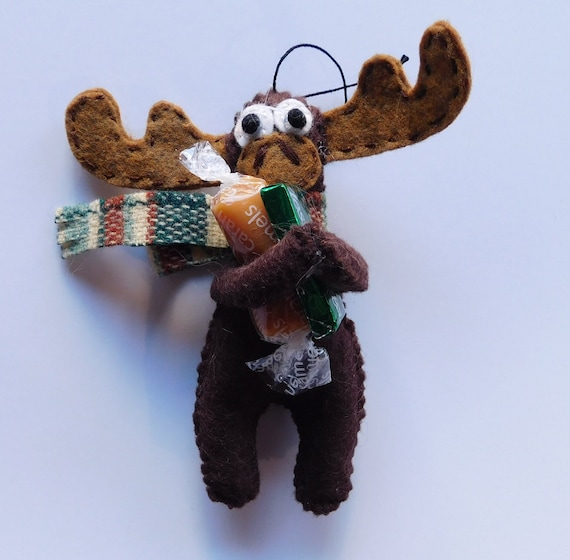 Cute Treat Hugging Moose candy Not Included - Etsy