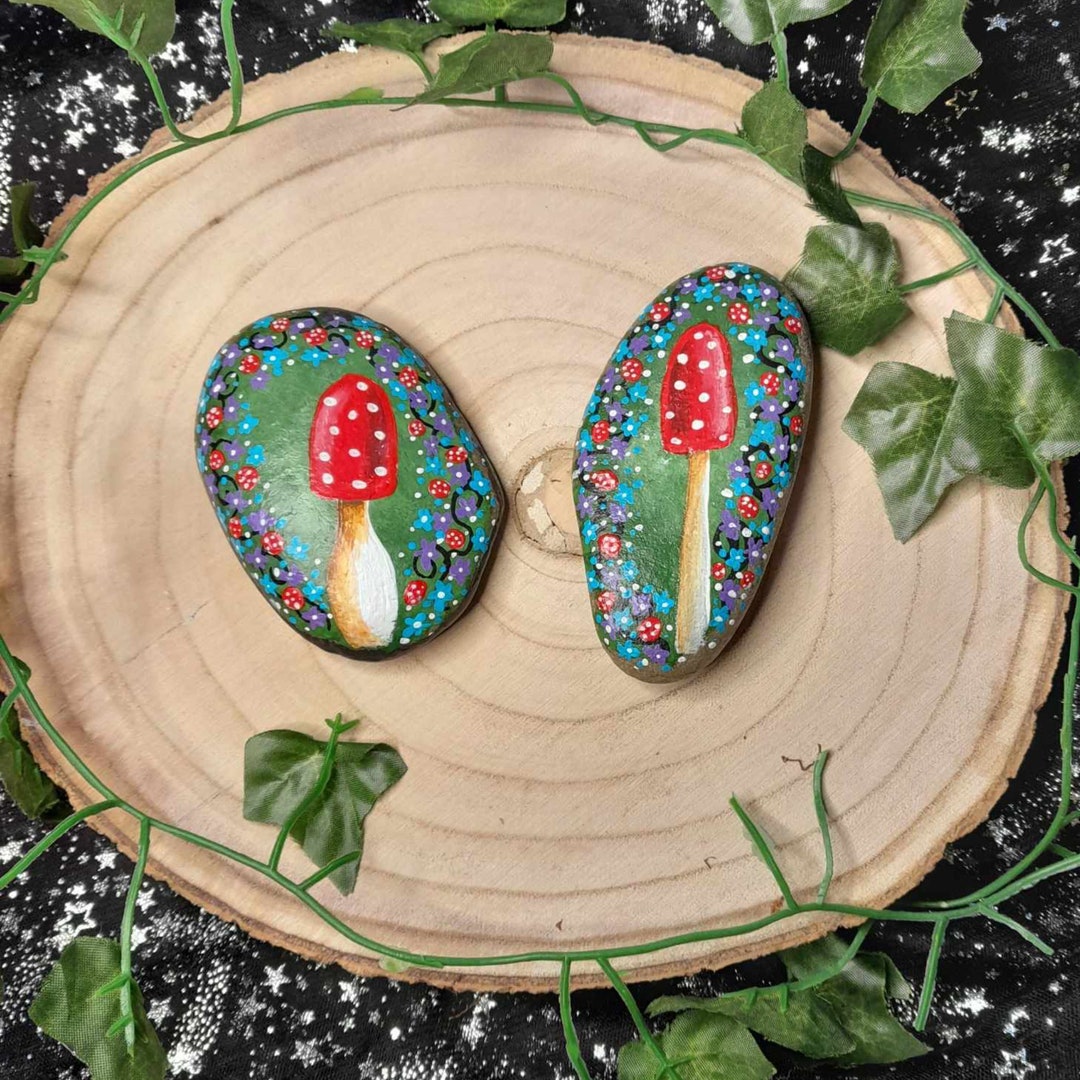 Altar Stones, Witches Altar Stone, Palm Stones, Hand Painted Stones ...