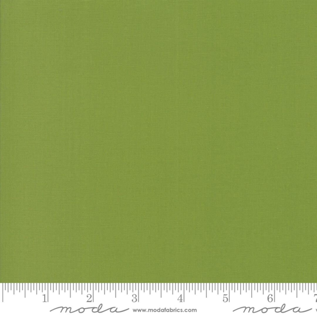 Bella Solids Leaf Green 9900-192 by the Yard - Etsy
