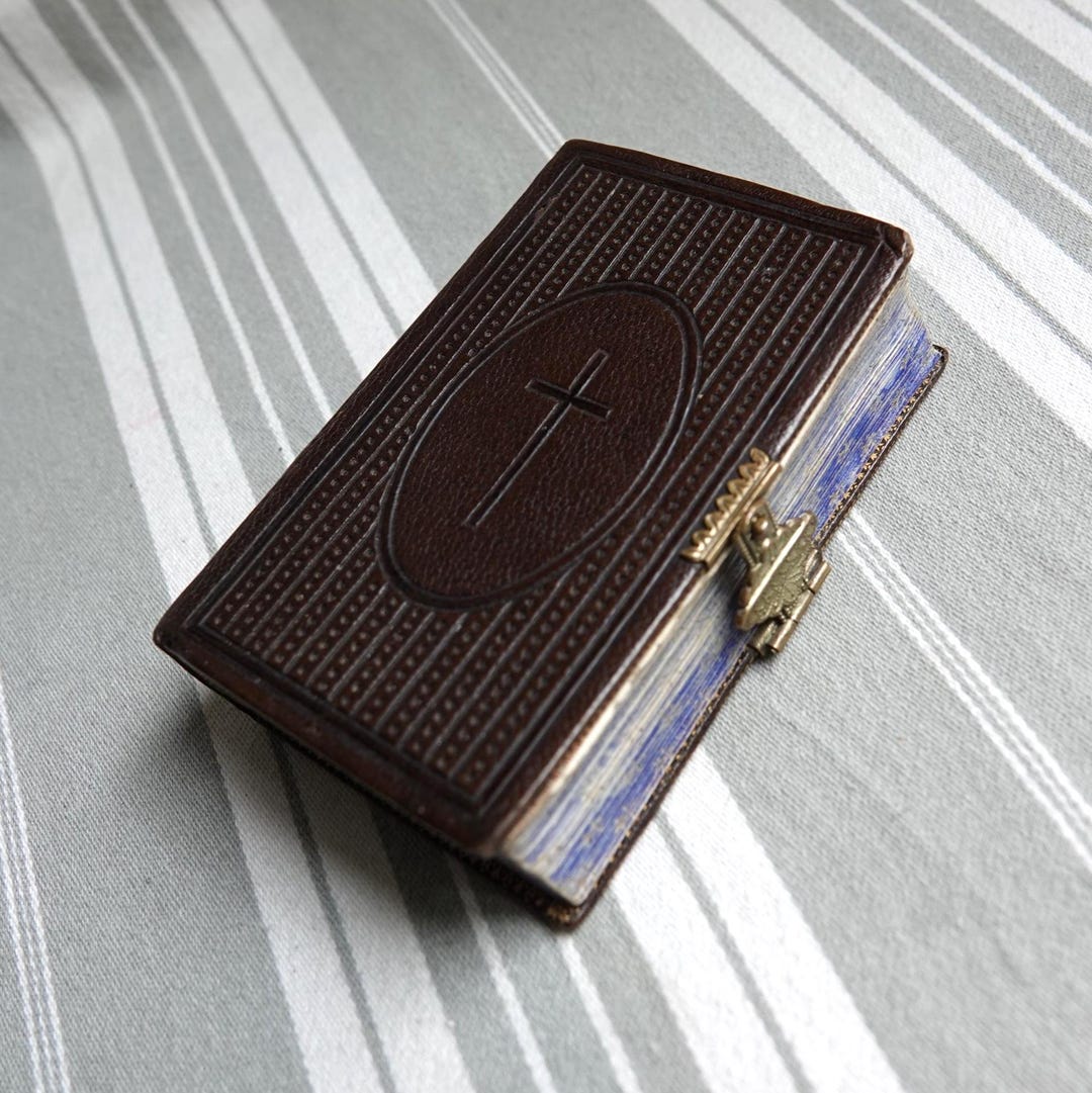 1869 Paroissien/antique Prayer Book With Metal Clasp/embossed Leather ...