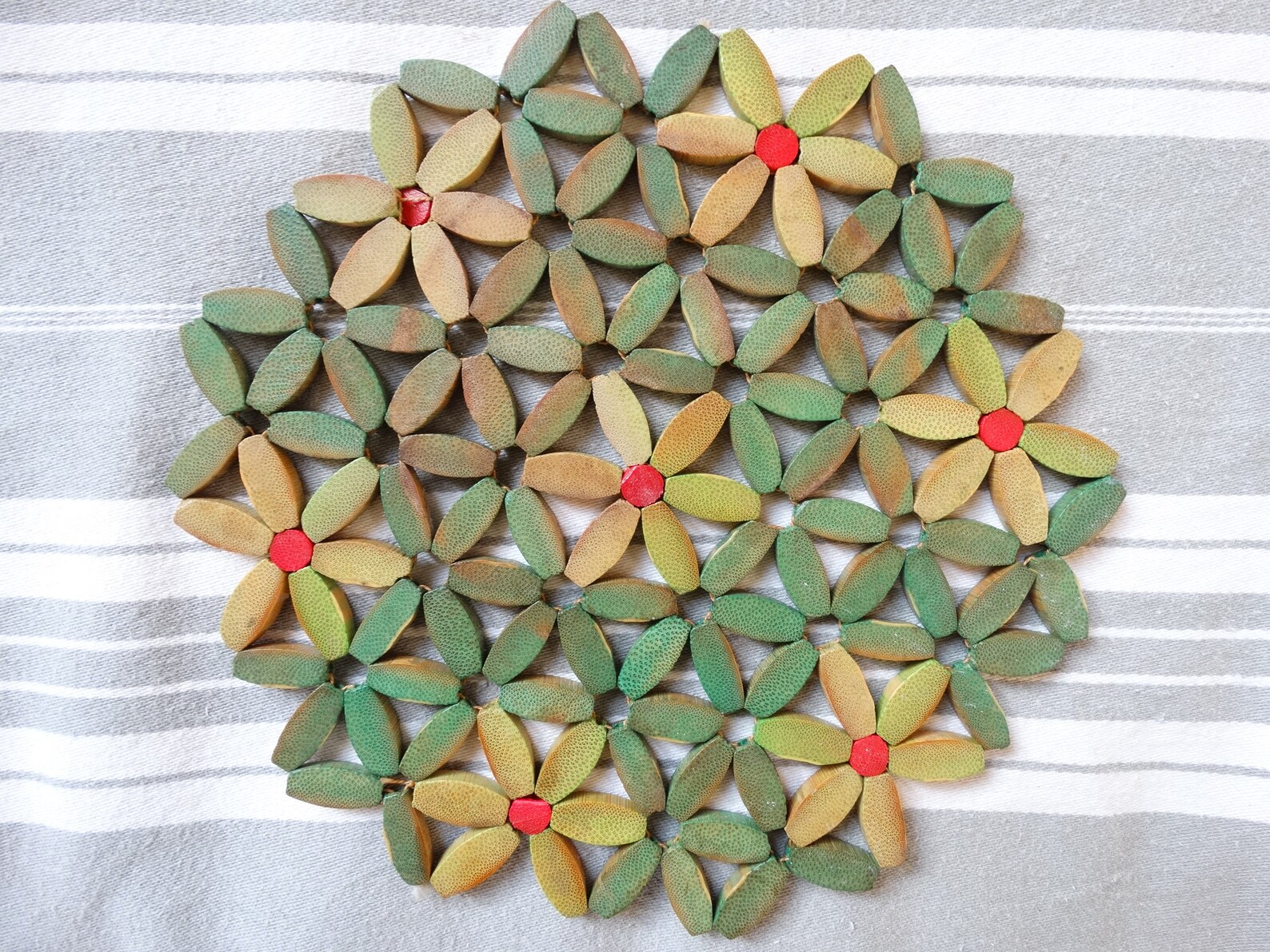 3 Wooden Bead Table Mats/trivets/vintage Pan Stands/mid Century Place ...
