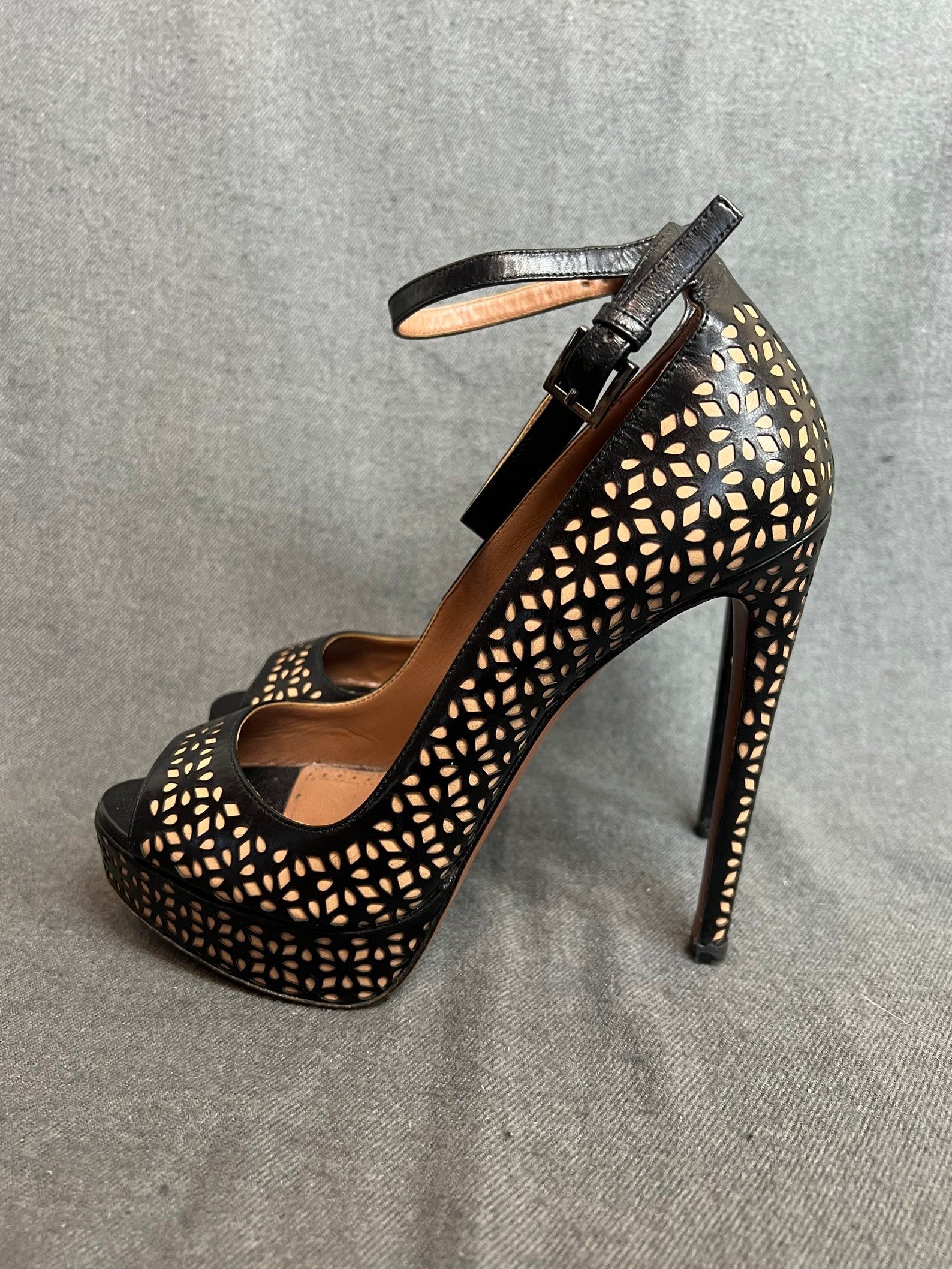 ALAÏA Vintage Shoes Heels , Fashion Retro - Etsy