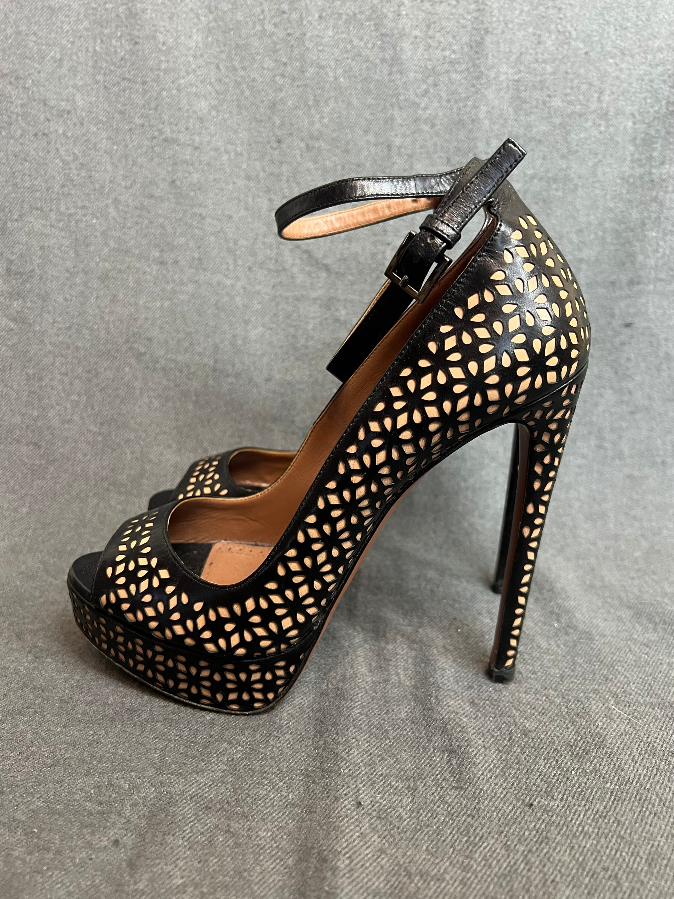 ALAÏA Vintage Shoes Heels , Fashion Retro - Etsy