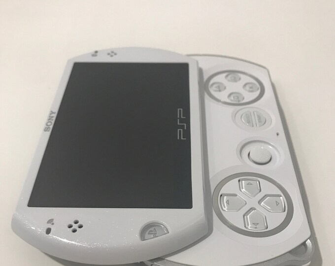 White PSP GO Import Custom Modded Bundle Starter Pack - Black Sony Playstation Portable Go 144 ...