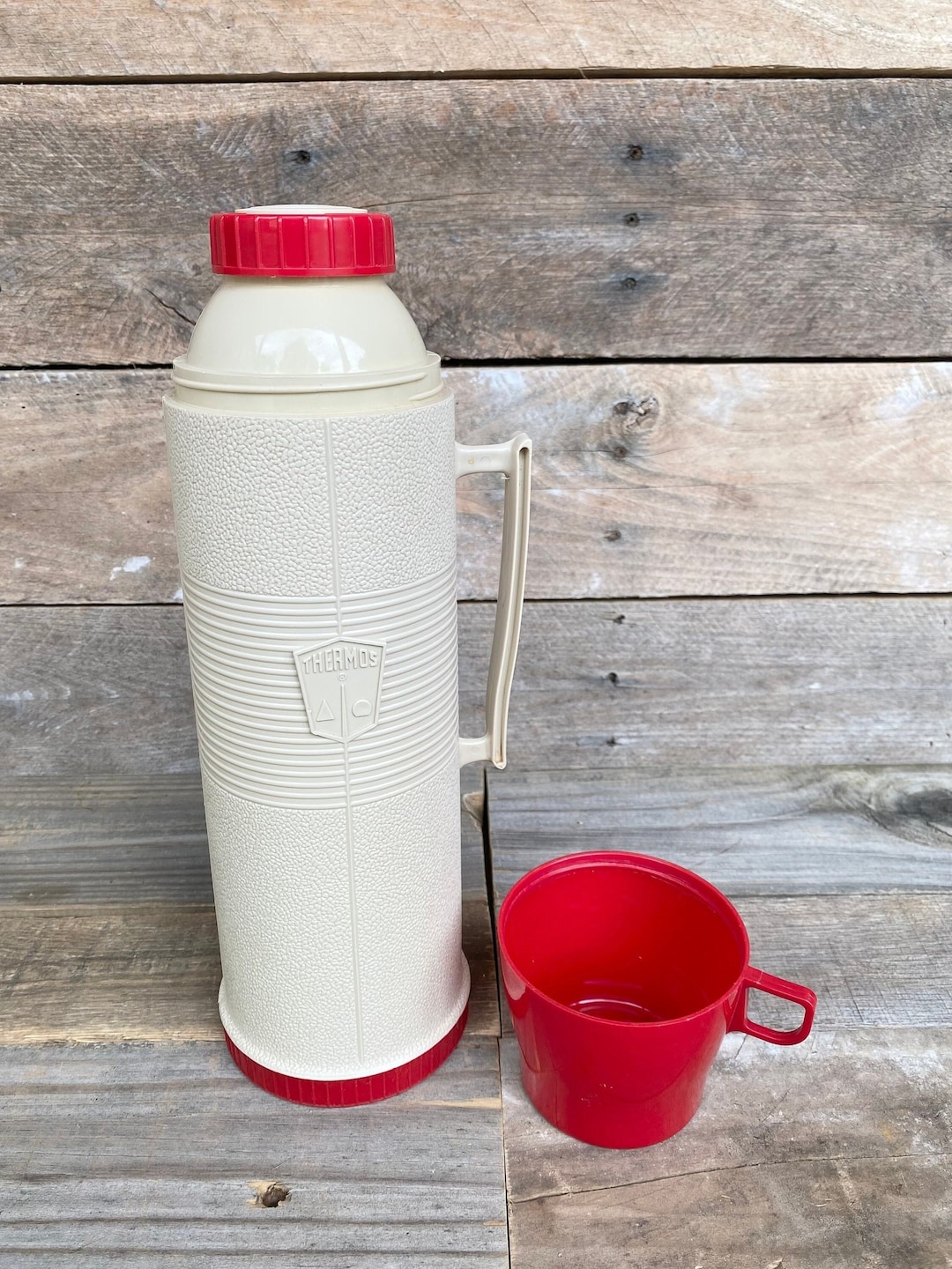 Red and Beige THERMOS , Vintage Insulated Thermos, Quart Size Thermos ...