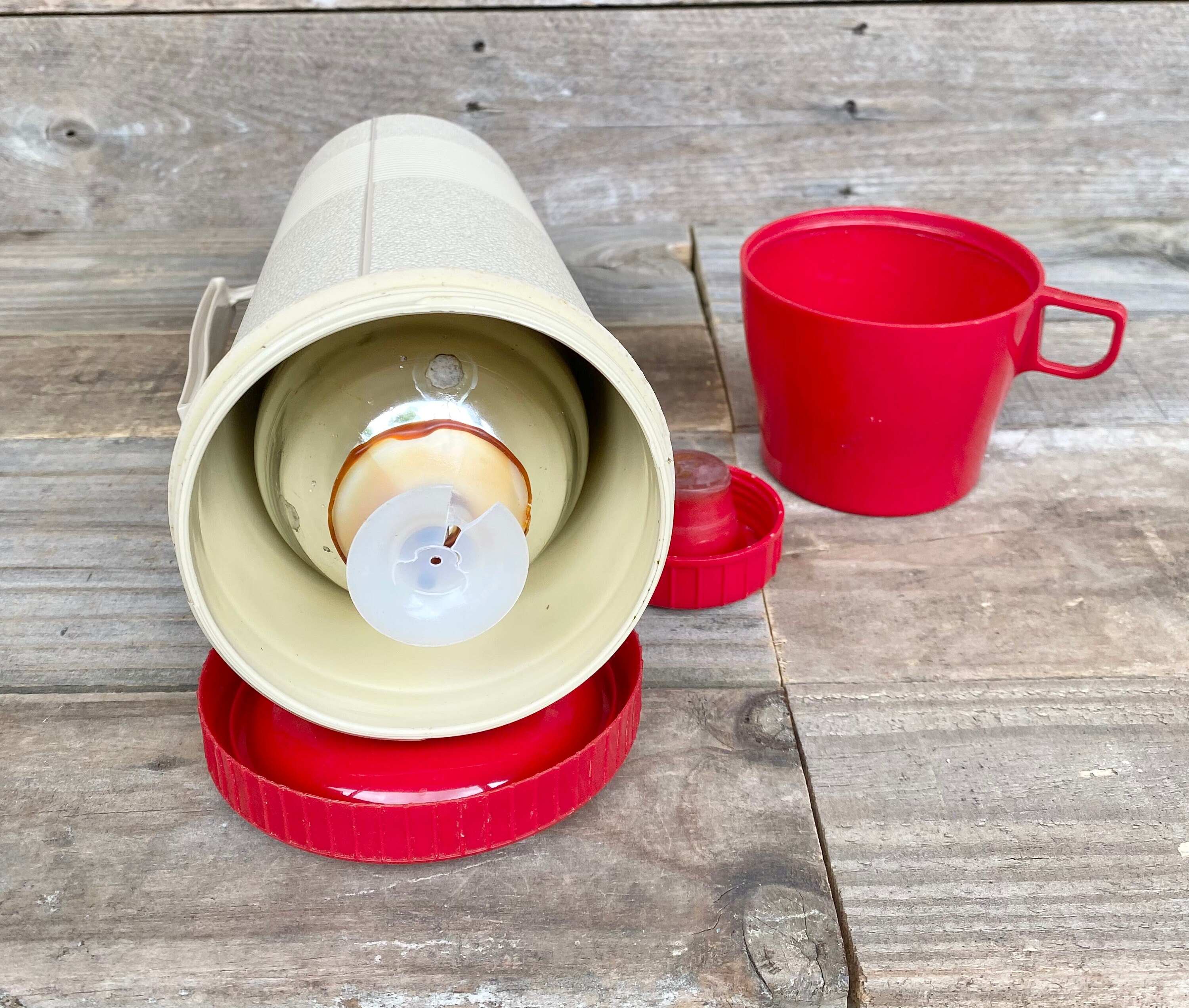 Red and Beige THERMOS , Vintage Insulated Thermos, Quart Size Thermos ...