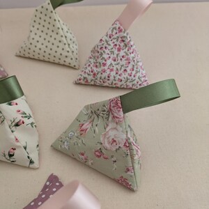 Handmade Sewing /pattern Weights, Floral/spotty Fabric Weights, Set of ...