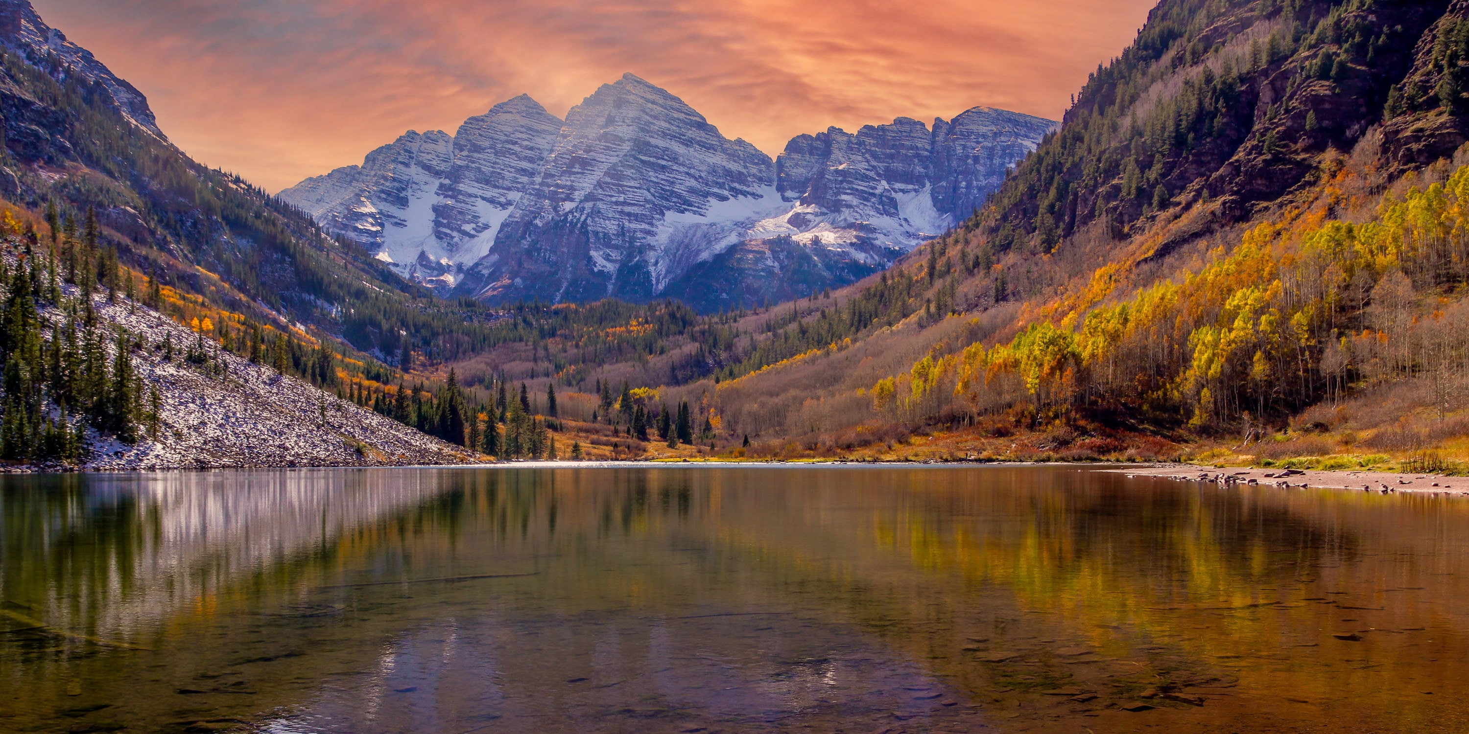 Colorado Maroon Bells Spectacular Sunset Panoramic Scene: Alpenglow ...