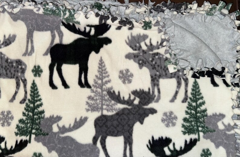 Fleece Blankets - Wilderness, Realtree, Outdoors, Moose, Bears, Nature ...