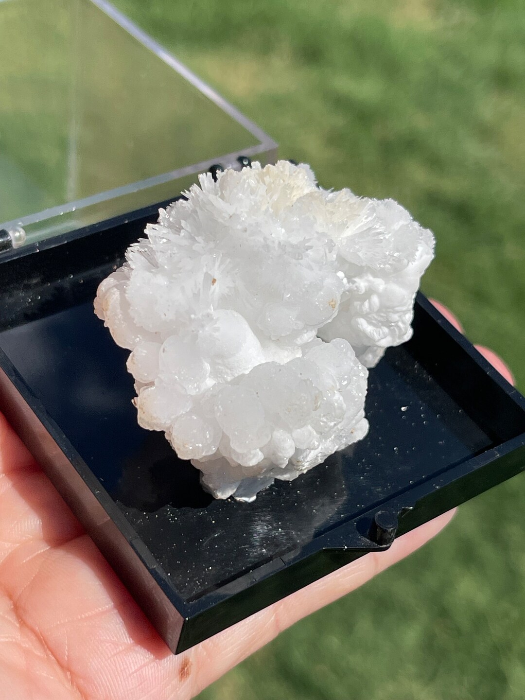 Hydrozincite Specimen - UV Reactive Hydrozincite Stone in Box ...