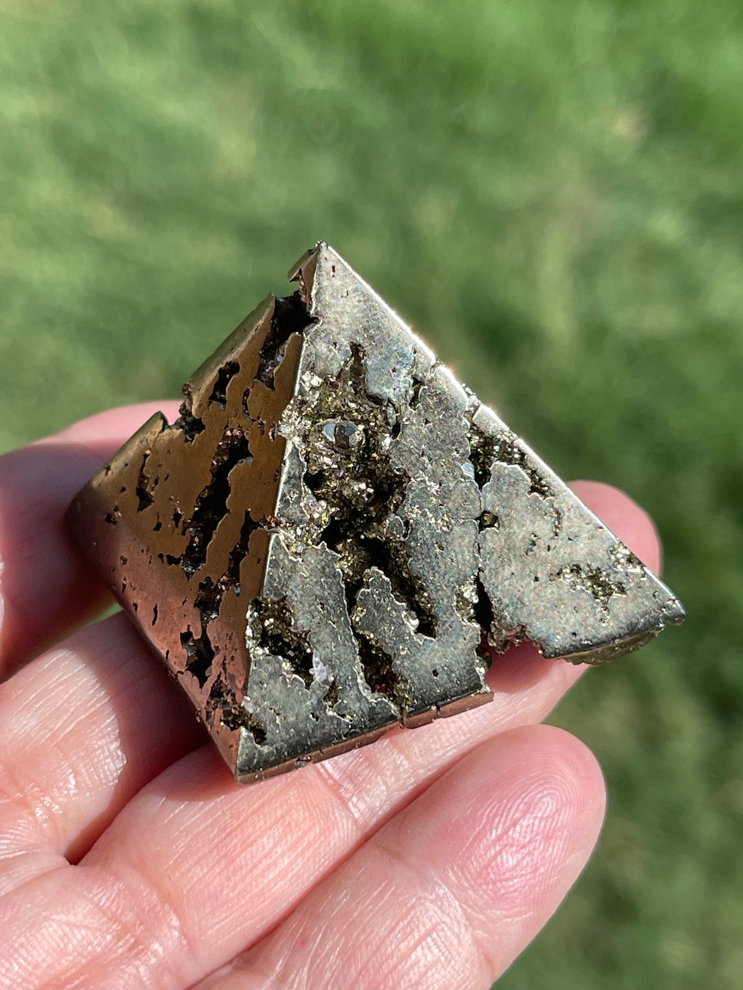 Pyrite Pyramid - Fool'sgold Stone - Pyrite Healing Crystal - Etsy
