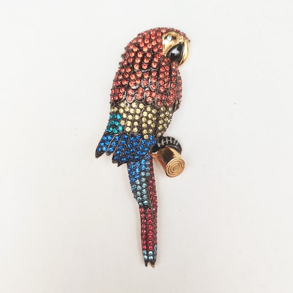 Macaw Pin - Etsy