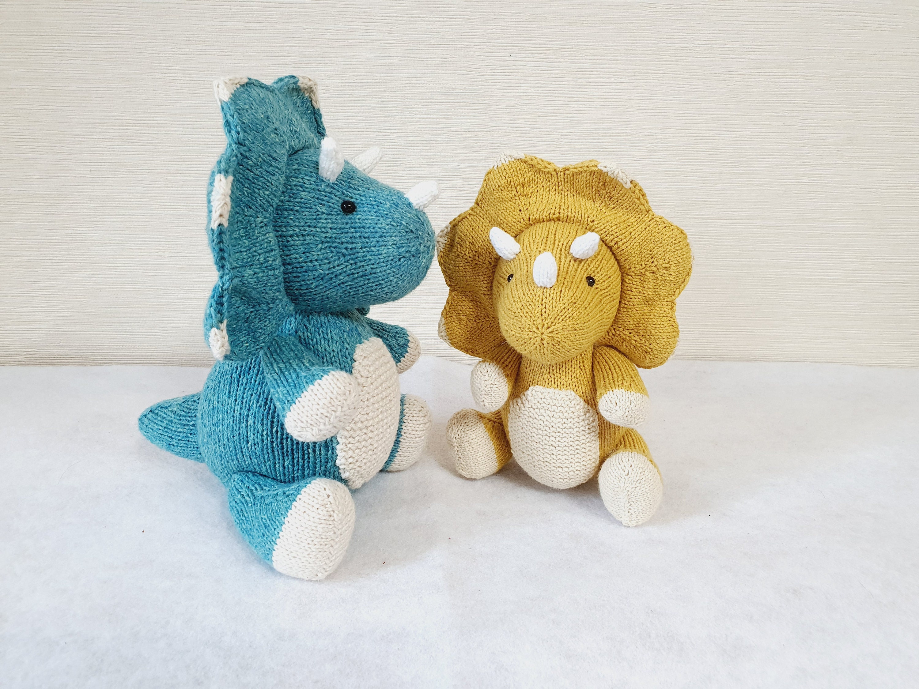 Knit_triceratops KNITTING PATTERN : Pattern PDF Instant - Etsy