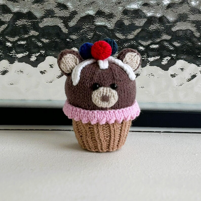 Animal Cupcake KNITTING PATTERN : Pattern PDF Instant Download ...