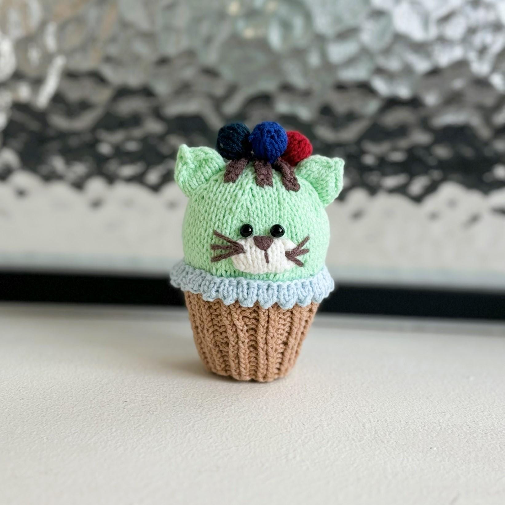Animal Cupcake KNITTING PATTERN : Pattern PDF Instant Download ...