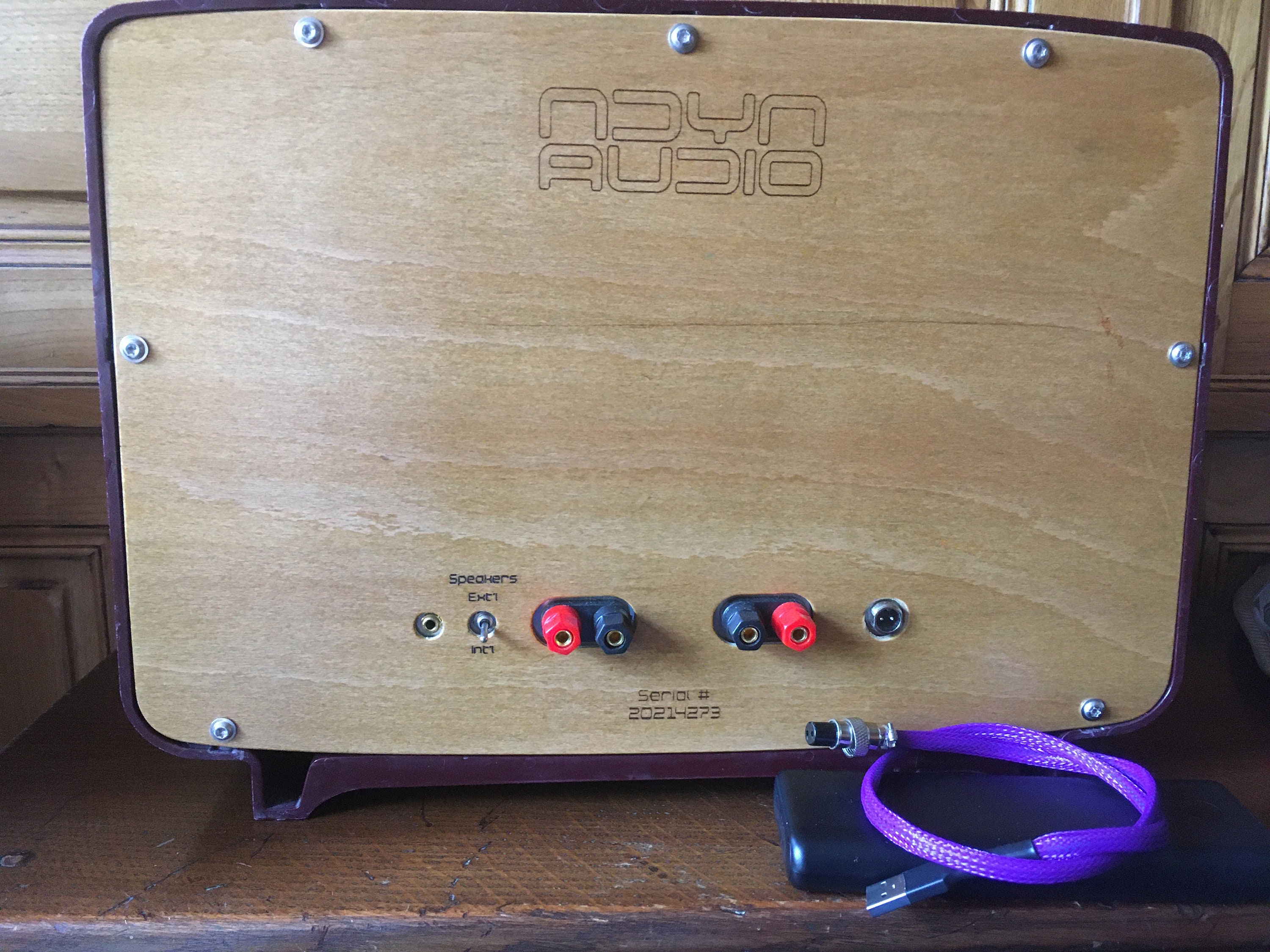 Upcycled 1950's Bakelite Vintage Radio - Bluetooth Speaker and so Much ...