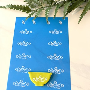Vintage Pyrex Pattern Silk Screen Stencil: Daisy, Cornflower, Bluebird ...