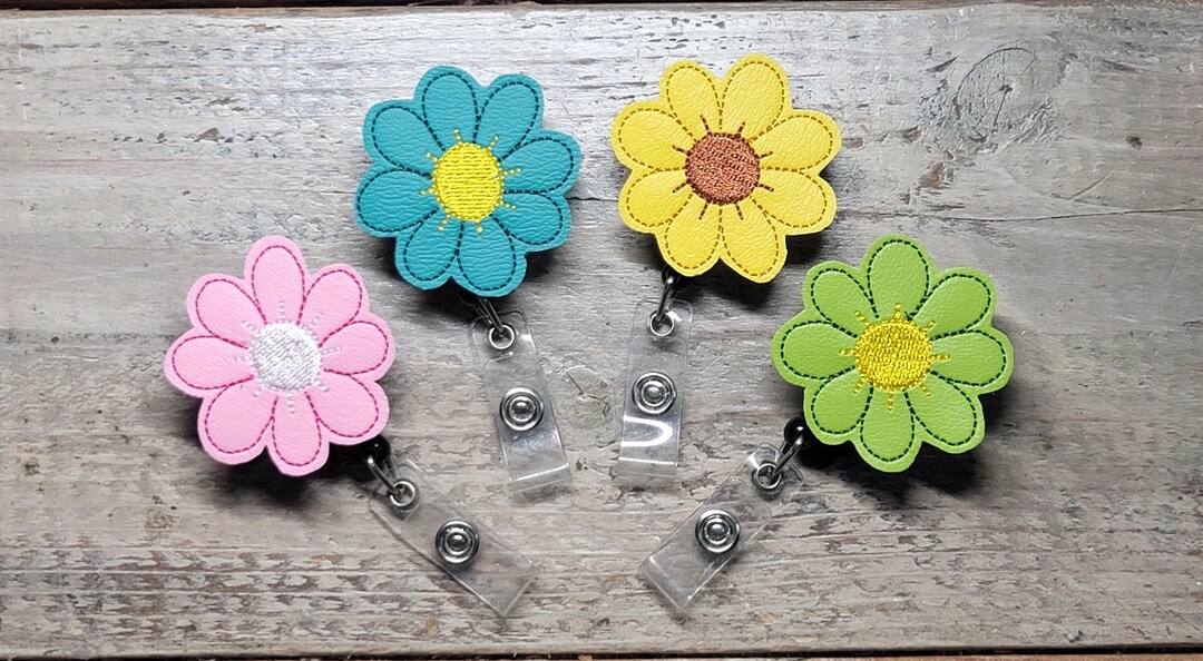 Daisy Flower | Flower Badges | Plant Badges | Badge Reels | ID Badges ...