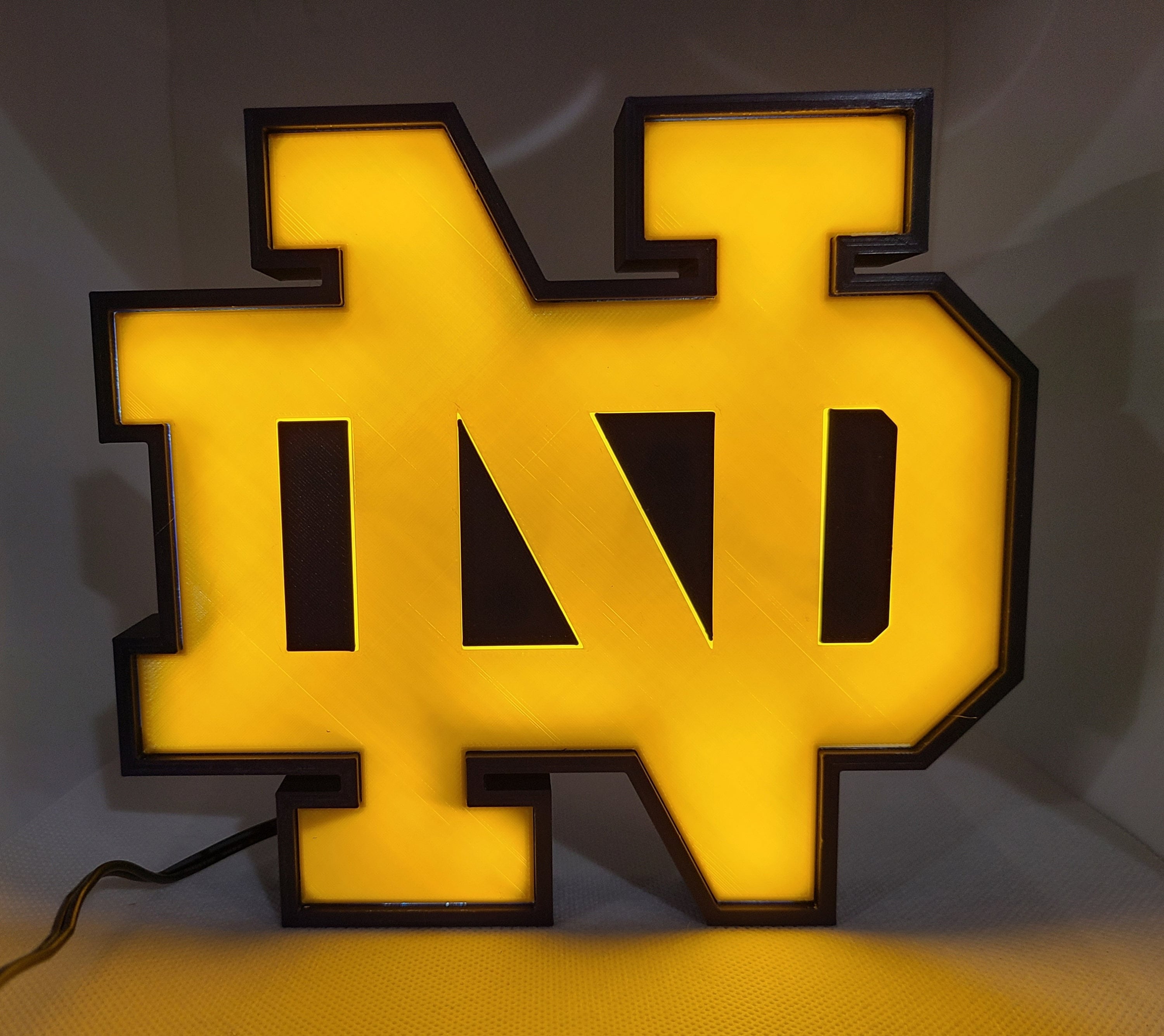 Notre Dame Logo Outline