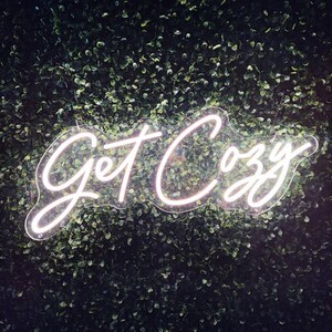 Showtime Neon Sign, Custom Neon, Modern Boho Home Decor, Room Sign, TV ...