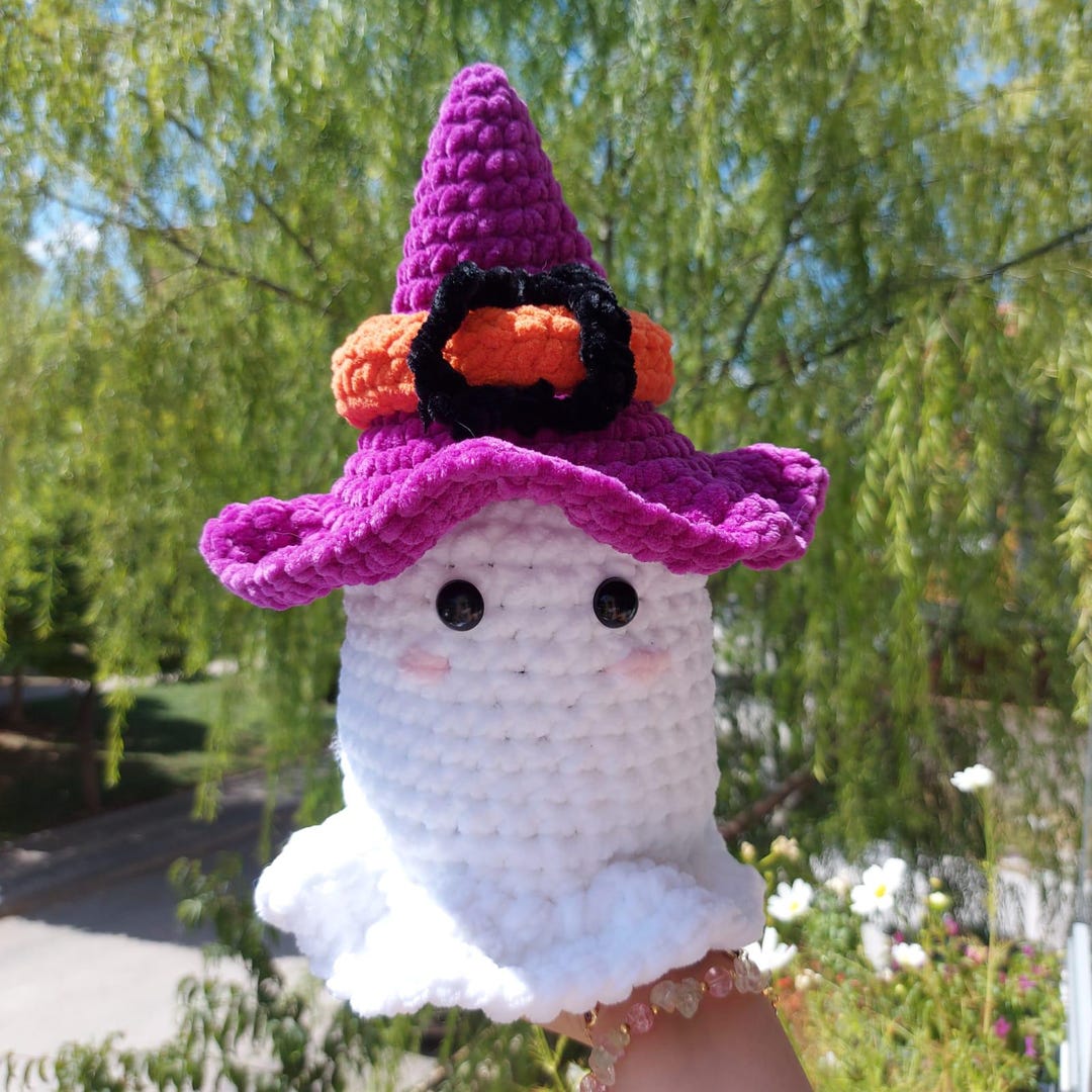 Crochet Ghost With a Witch Hat Pattern, Halloween Cute Ghost Plush ...