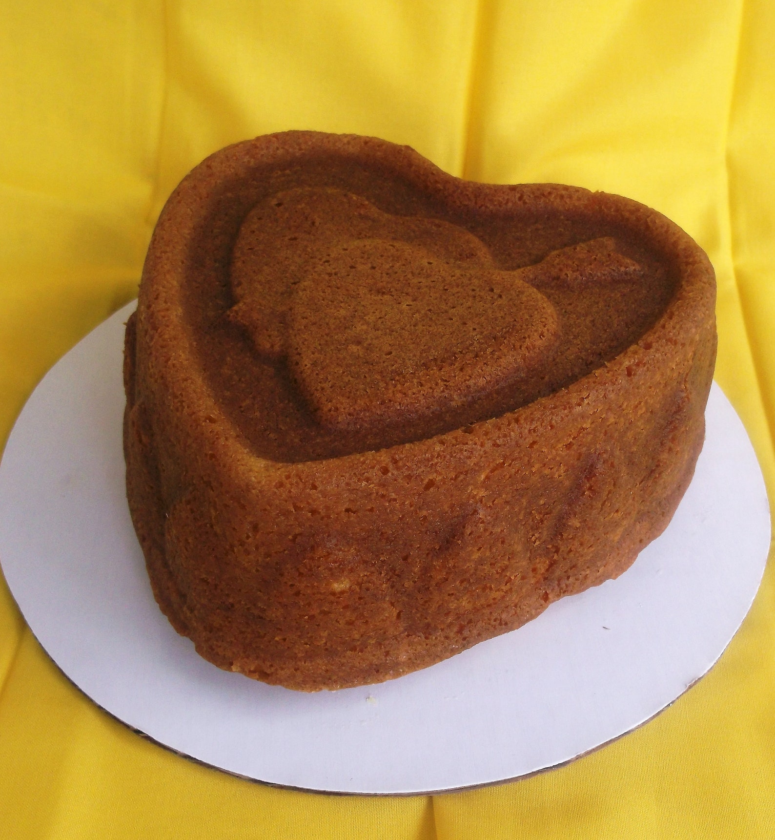 Screwball Boozy Cake - Peanut Butter Whiskey Soaked Butter Cake ...