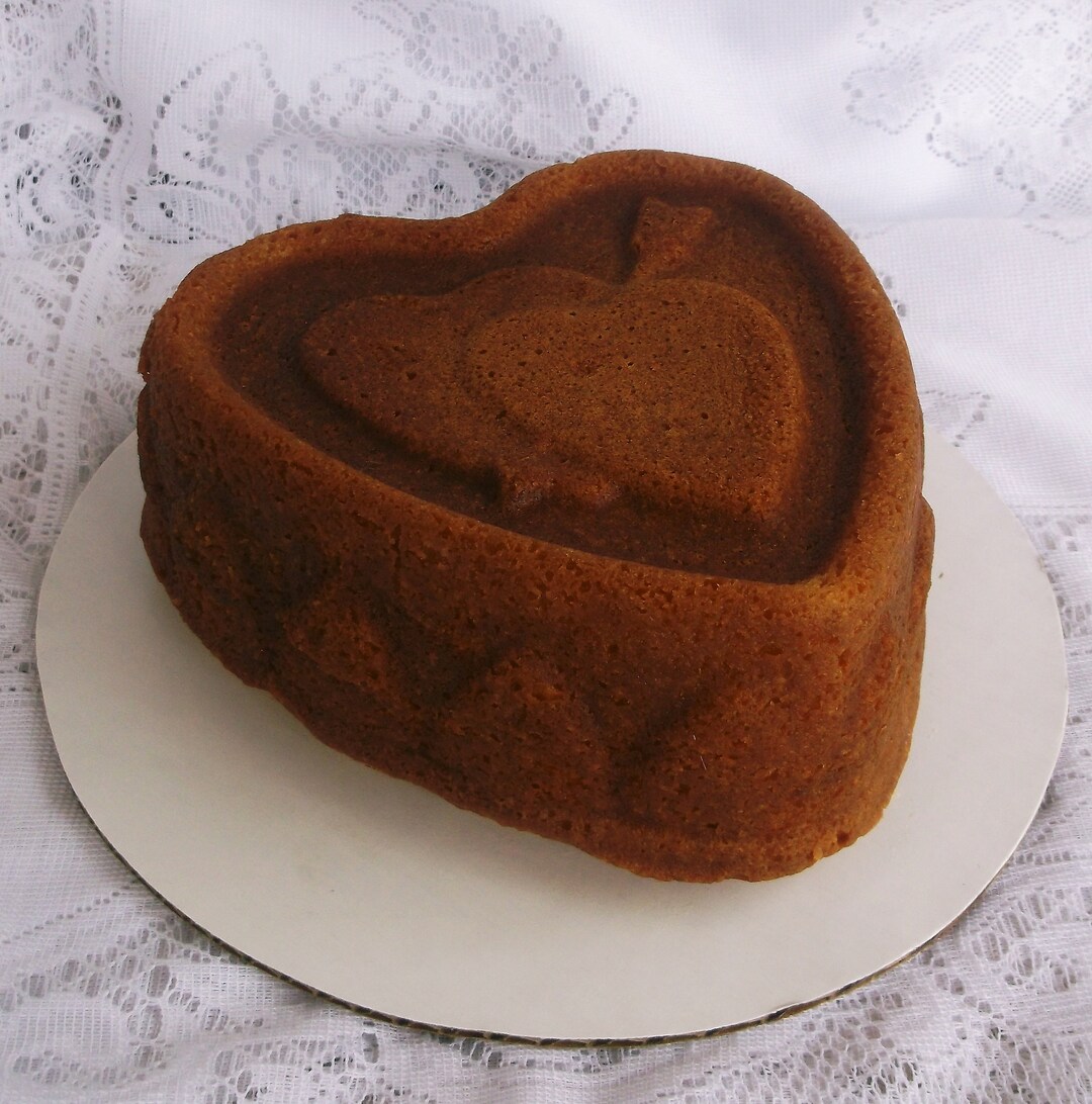 Jim Beam Cake - Boozy Cake - Bourbon Soaked Butter Cake - Chocolate ...