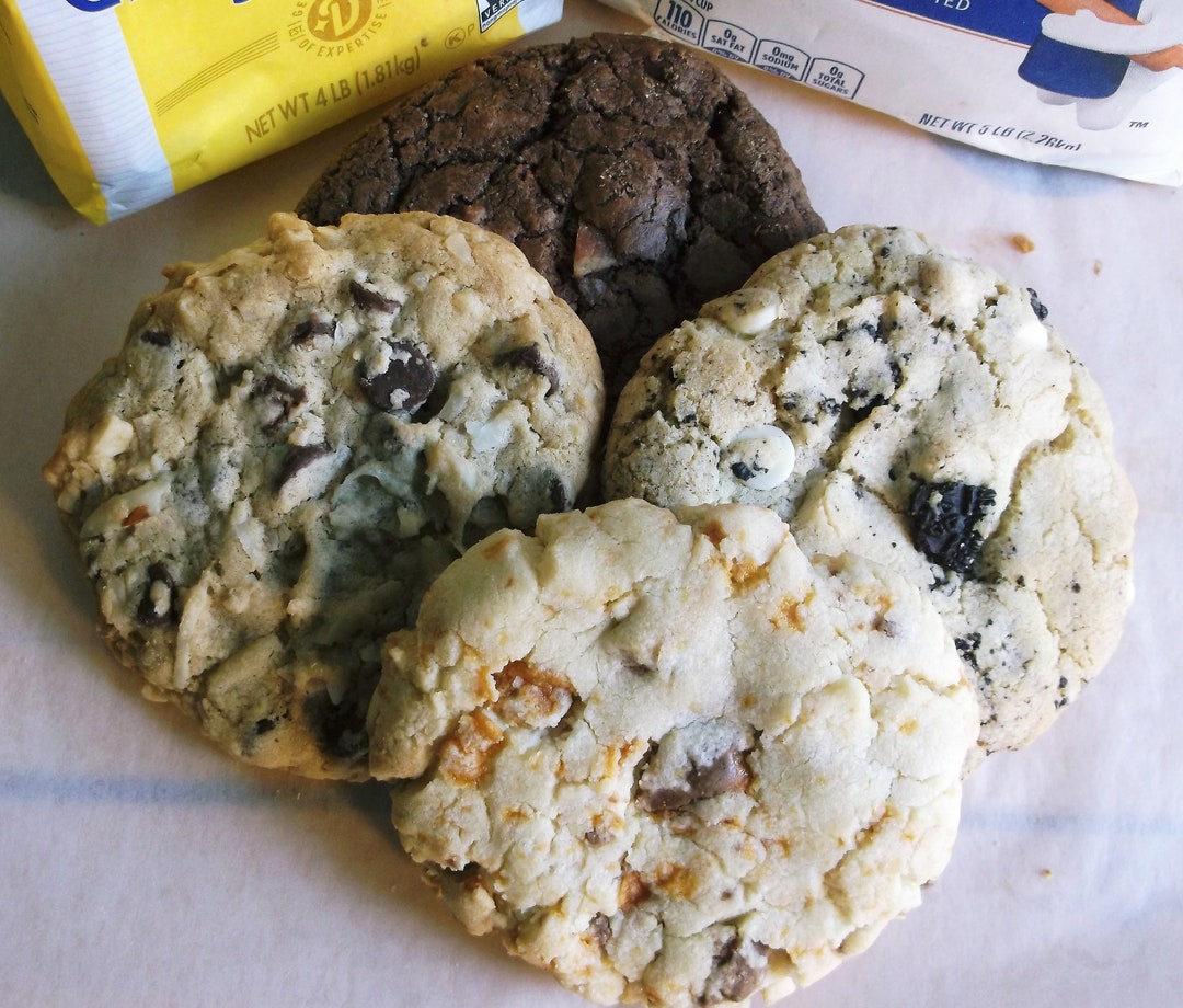 Variety Box Cookies -8 Dozen Bulk Holiday Gift - Chocolate Chip ...