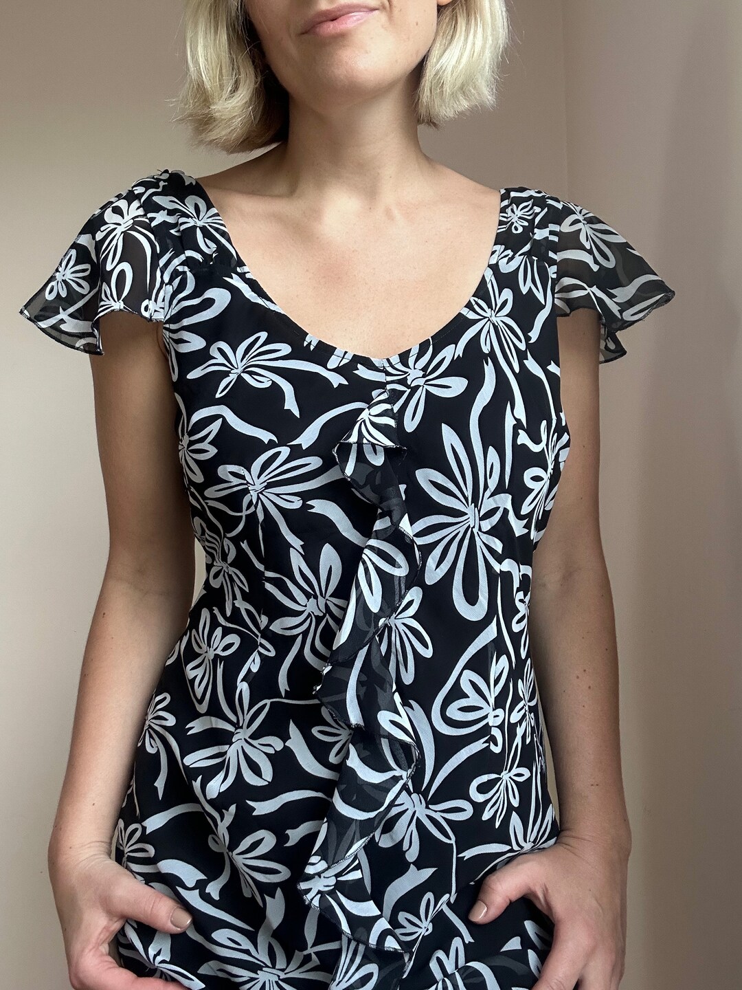 Romantic Vintage Ruffle Dress in Black Scoop Neck Light Summer Dress ...