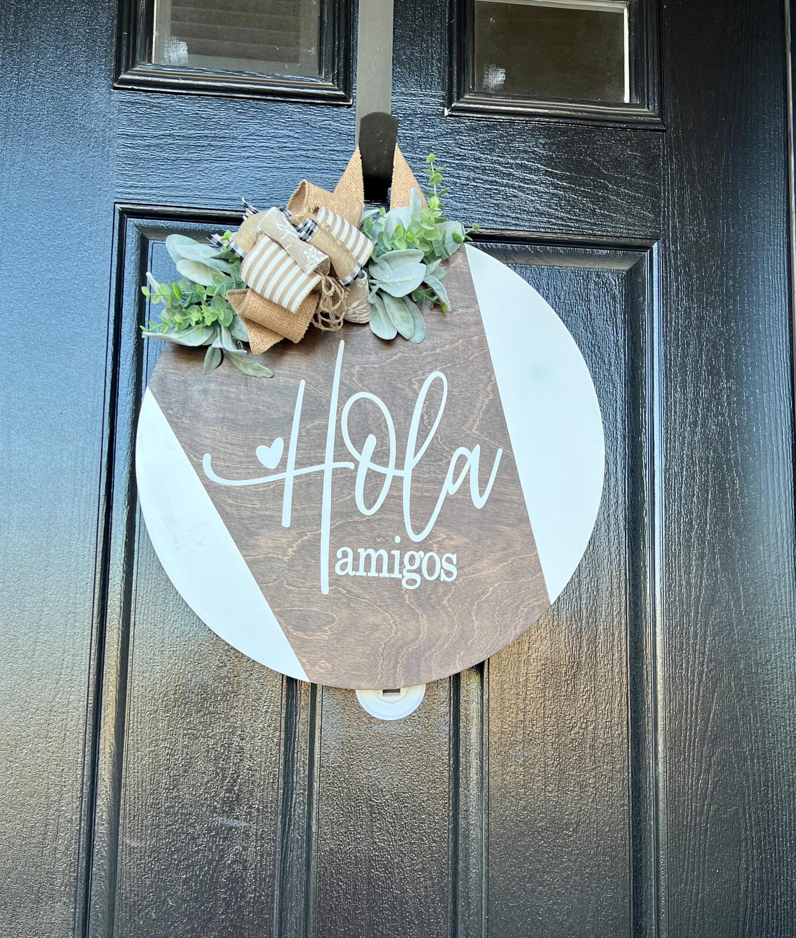 Hola Amigos Wood Door Sign: Spanish Welcome Wreath - Etsy