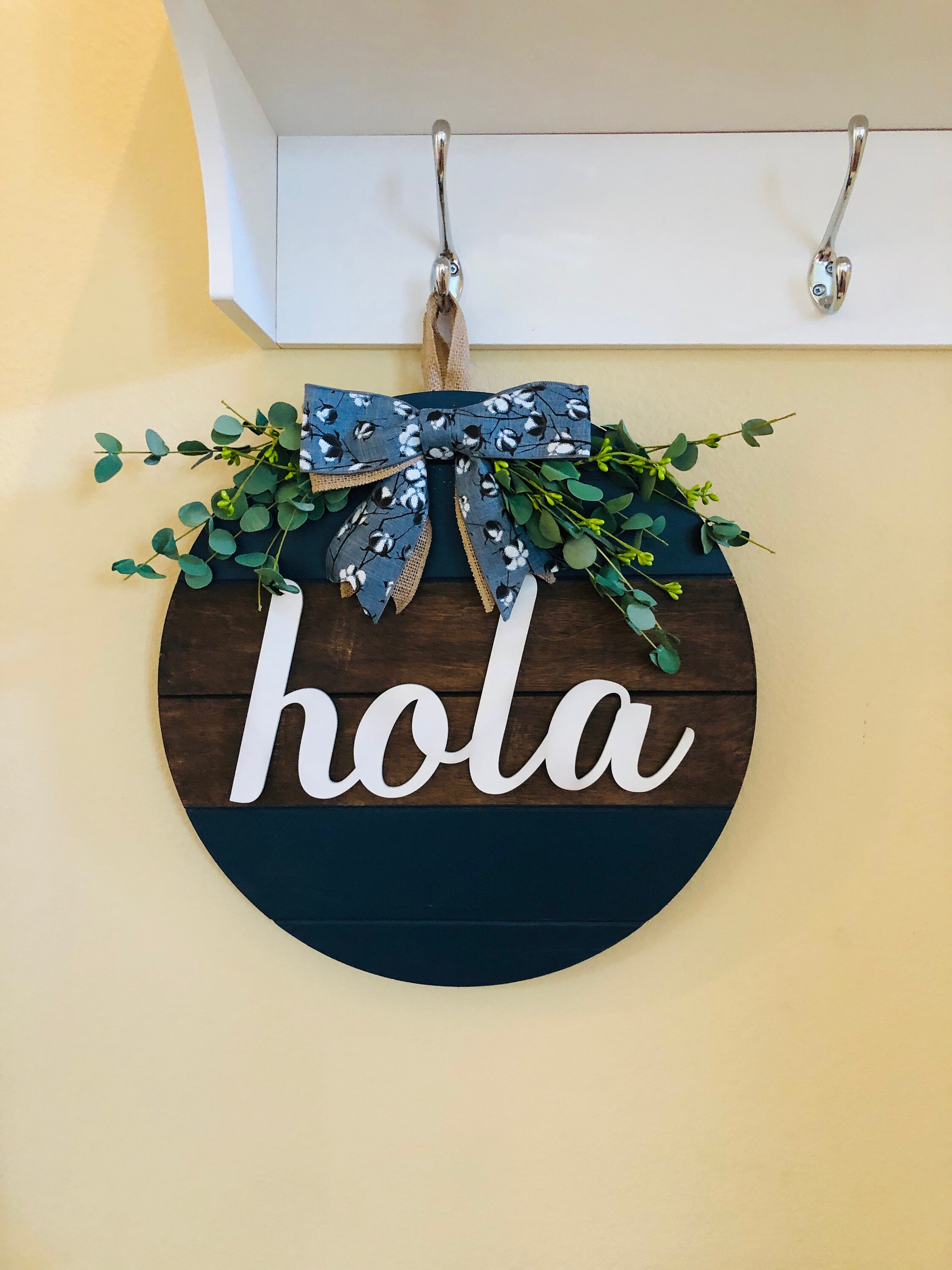 Hola Door Sign Hello Door Hanger Hola Wood Round Wreath - Etsy