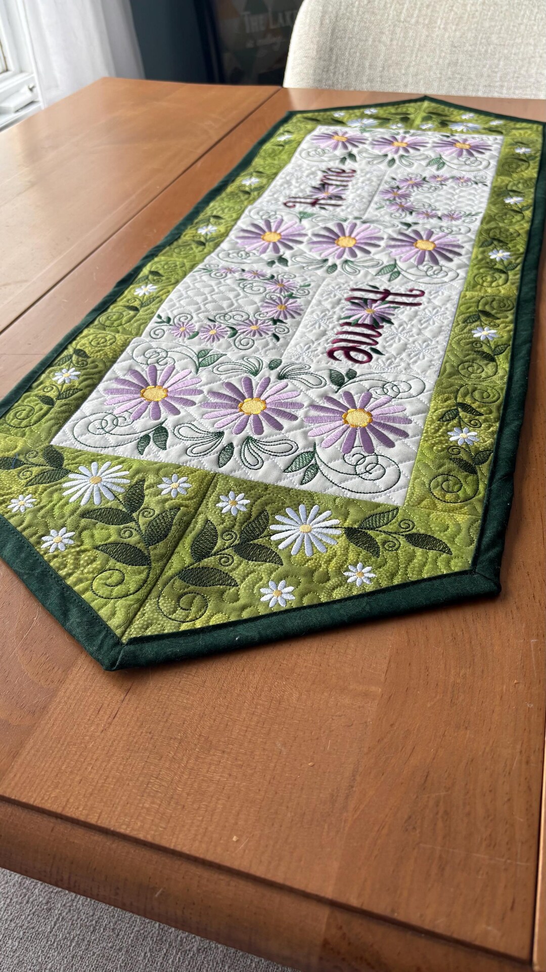 Daisy Table Runner, Quilted, Table Linen, Handcrafted Table Decor ...