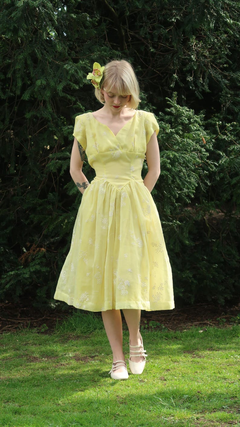 Vintage 1950s Pale Yellow Tea Dress Size Medium - Etsy