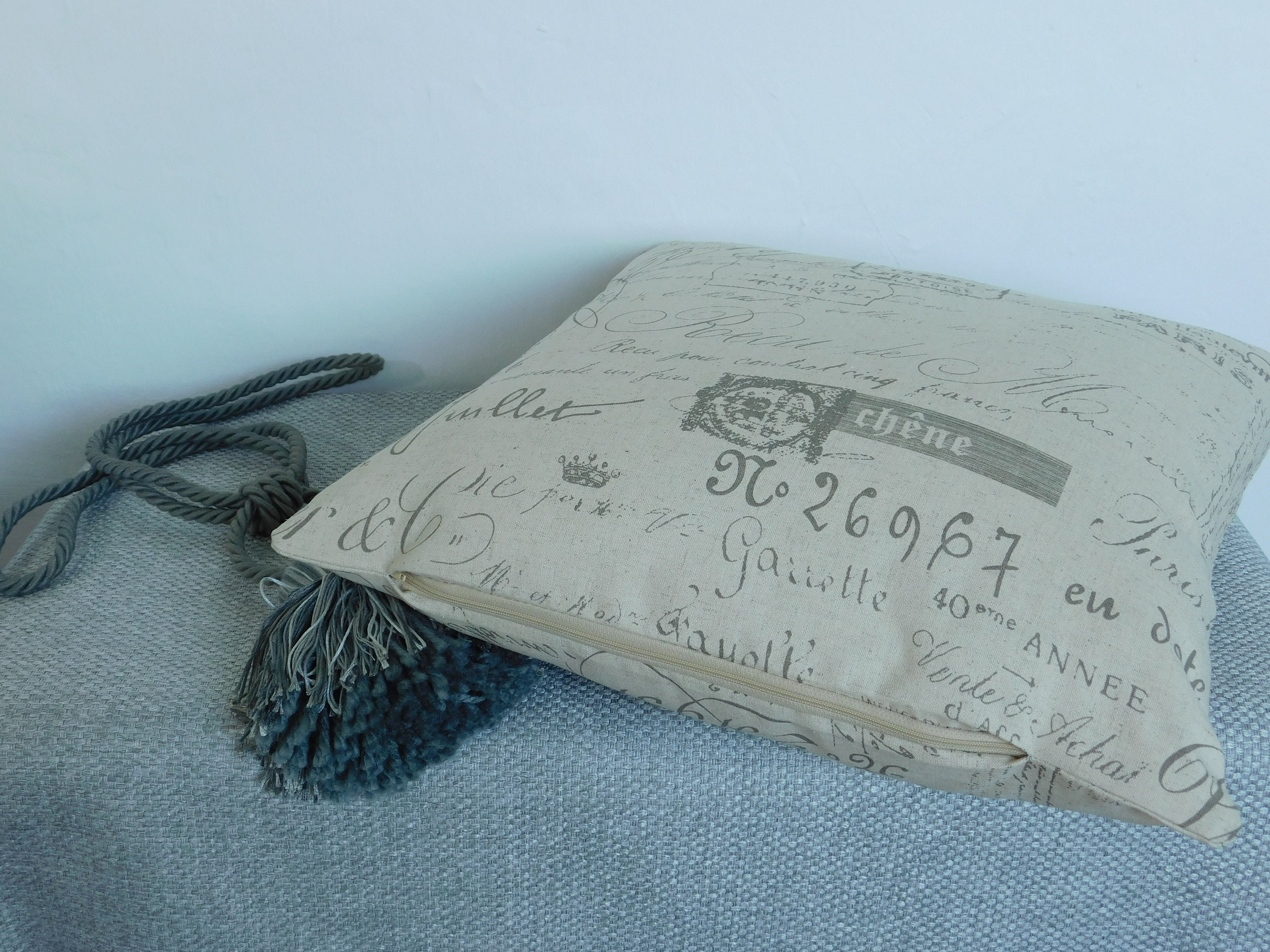 French Script Cushion Cover cojín de dispersión de estilo | Etsy