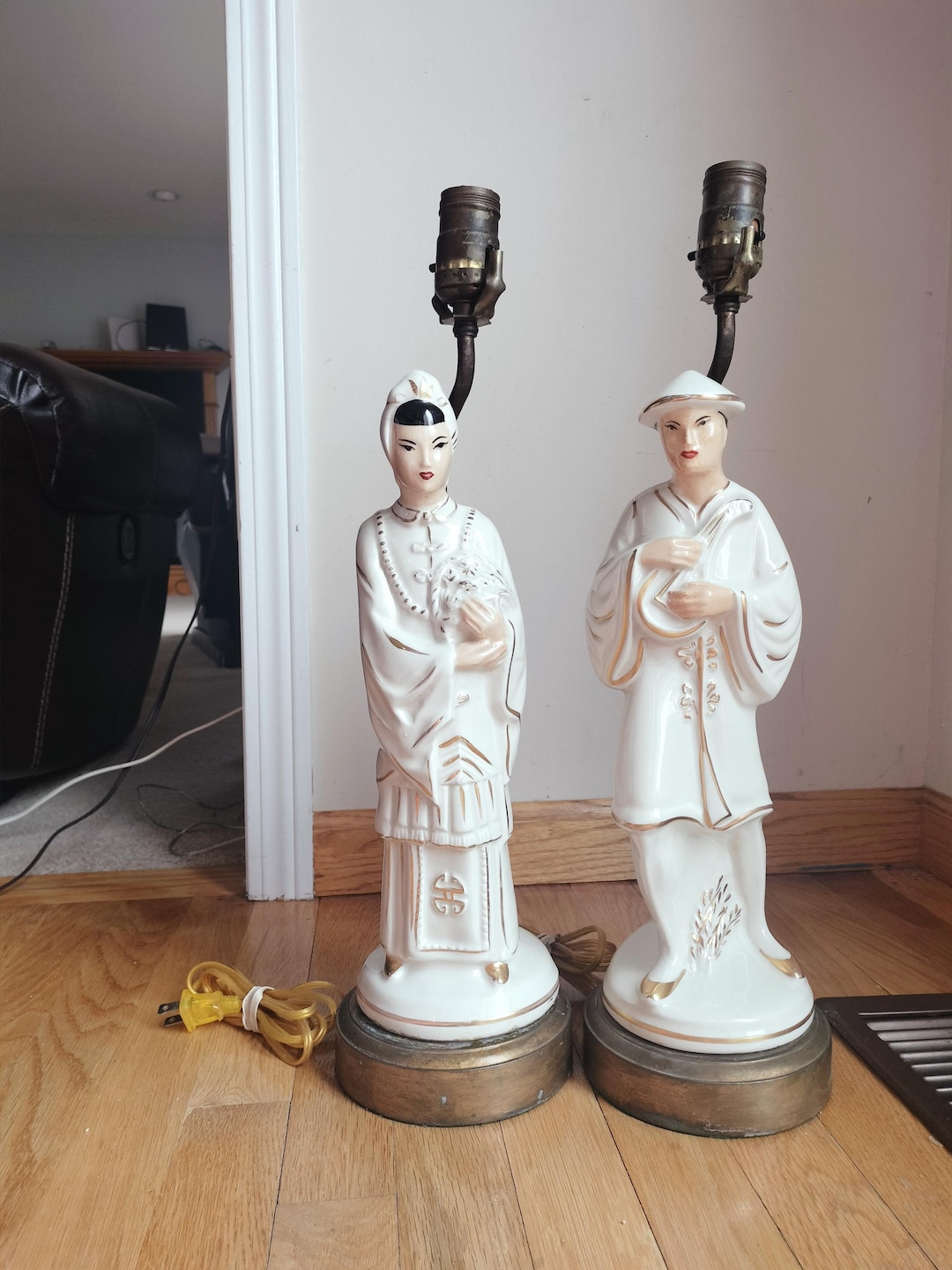 Vintage Ceramic Porcelain Asian Man & Woman Figure Table Lamps on Brass ...