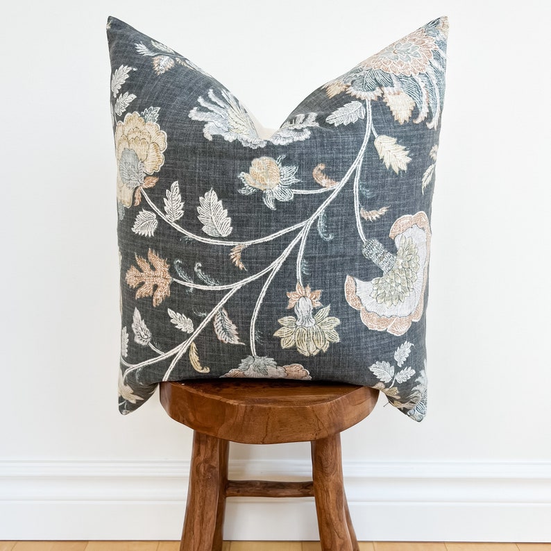 The Ivy L Floral Throw Pillow L Home Decor L Vintage Accent - Etsy