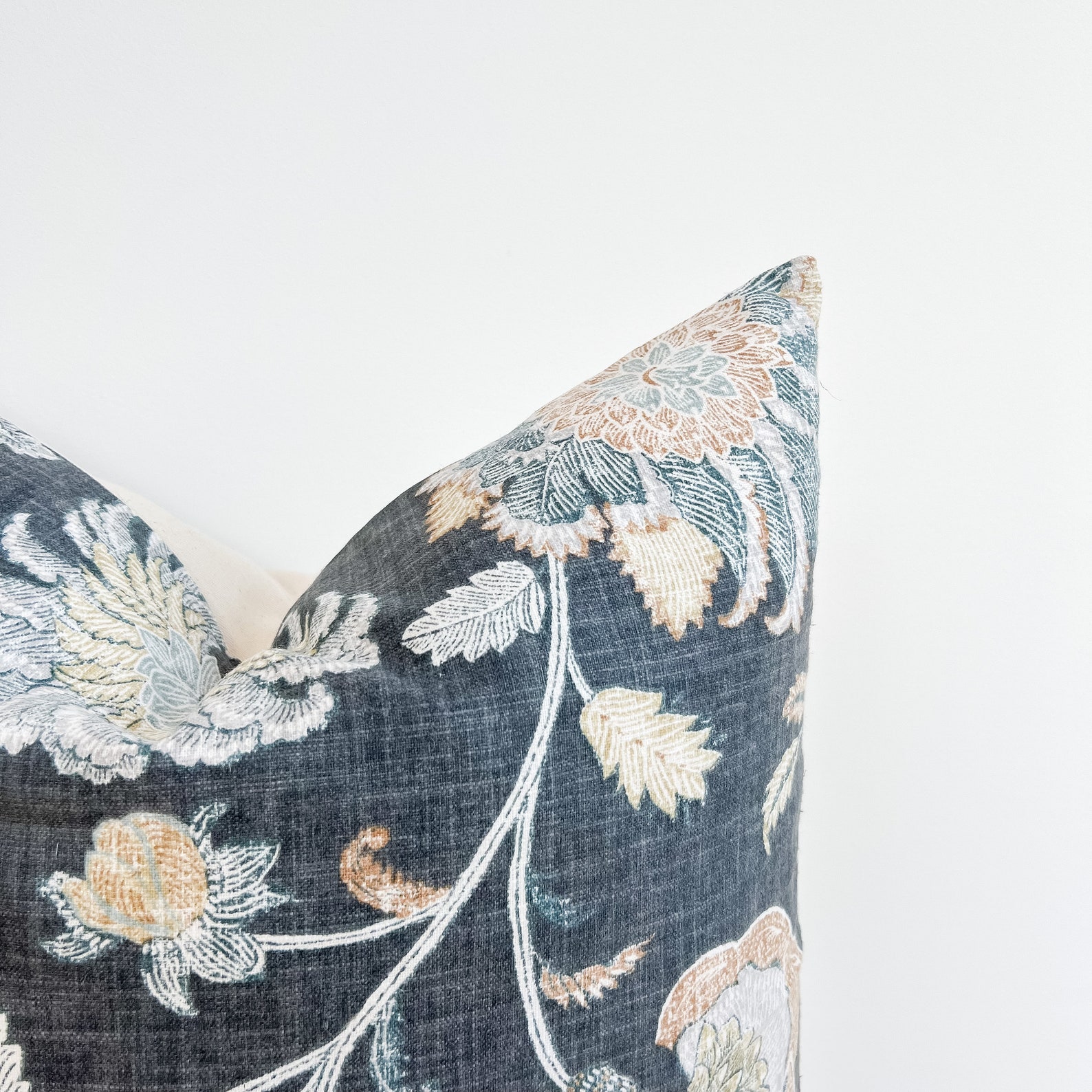 The Ivy L Floral Throw Pillow L Home Decor L Vintage Accent - Etsy